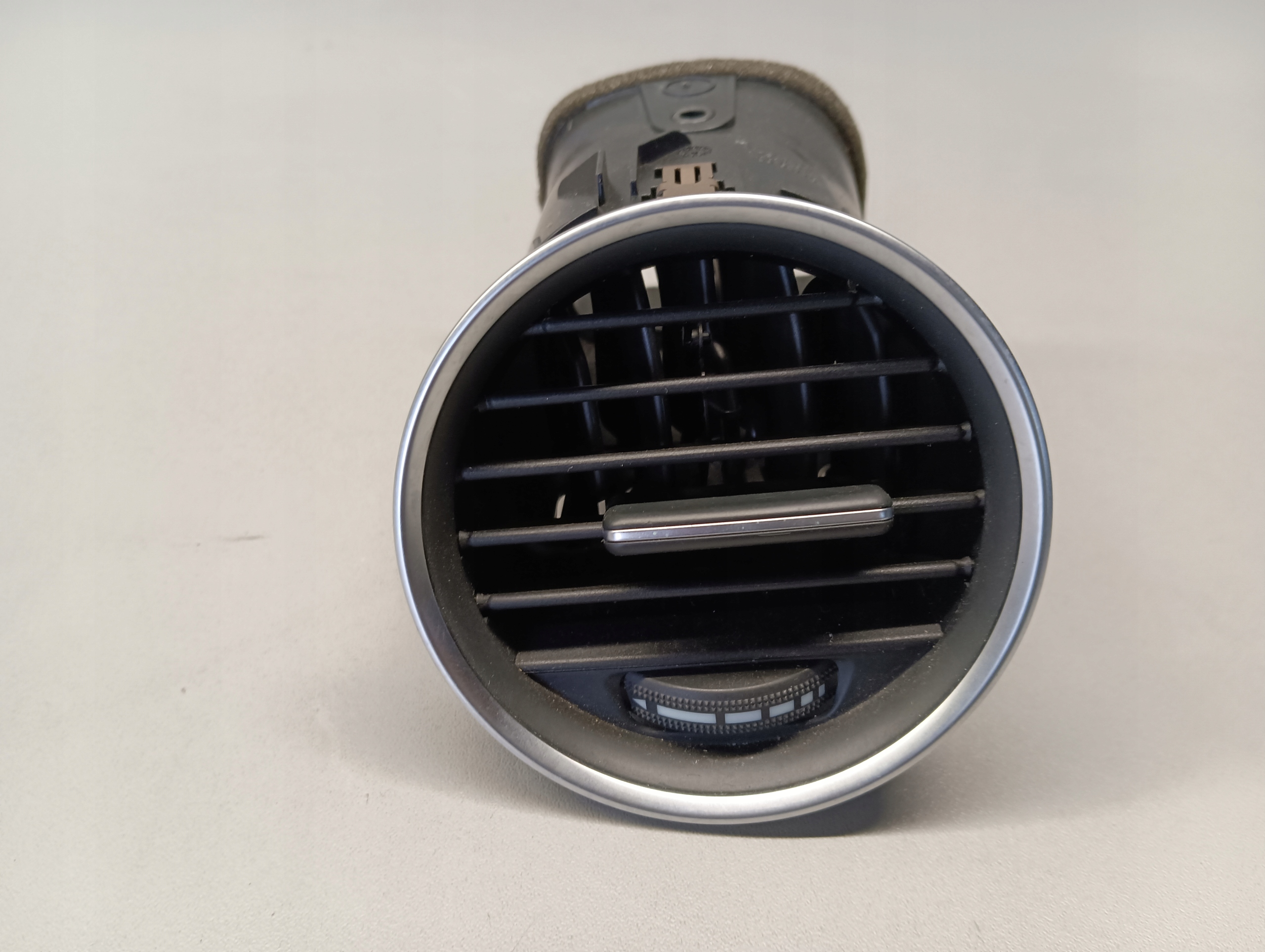 KRATKA NAWIEWU LEWA MERCEDES W204 2048306754 2048306754 za 99 zł z ...