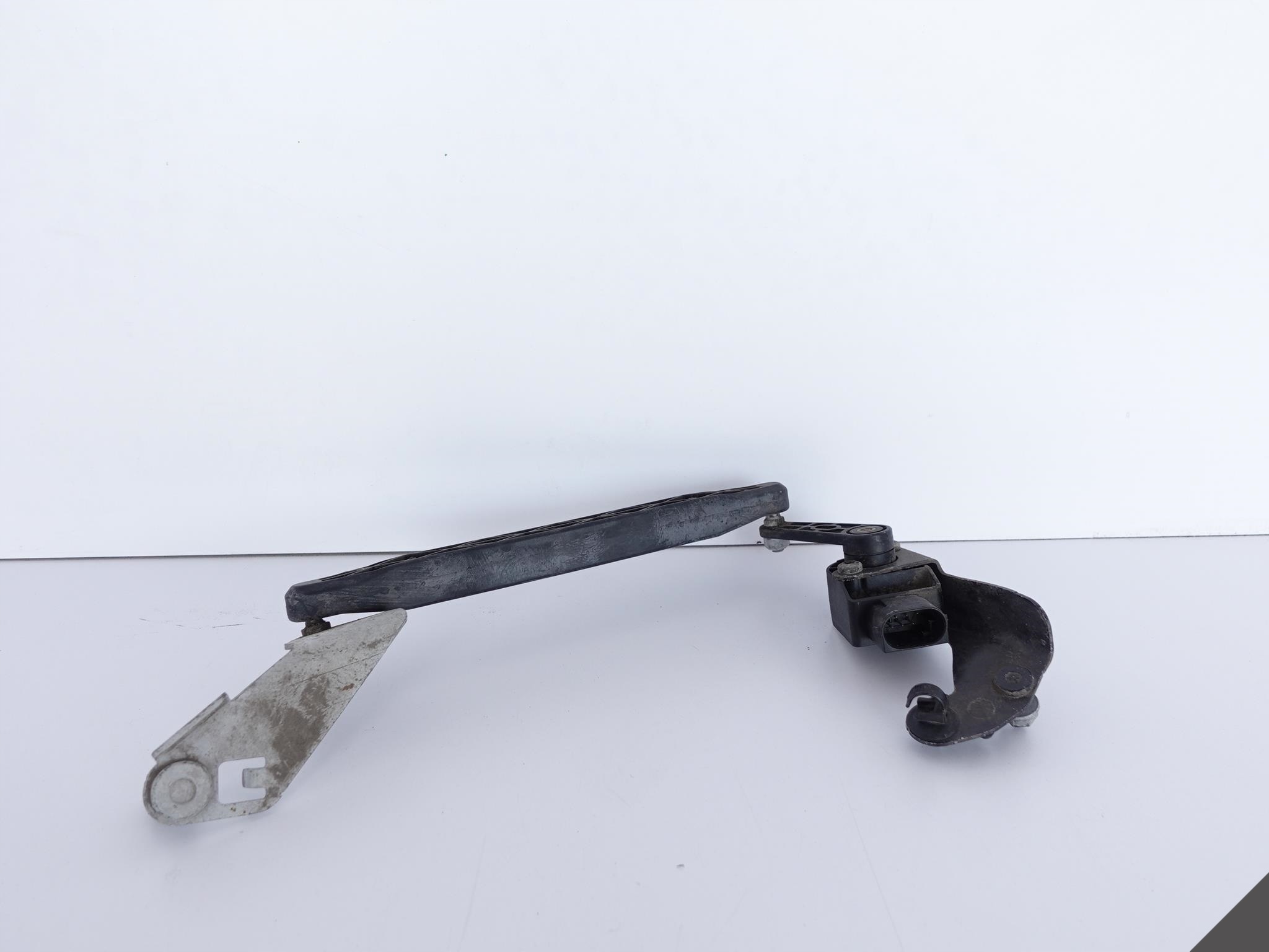 A2229050503 - MERCEDES S-Class W222 C217 датчик рівня освітленості ...