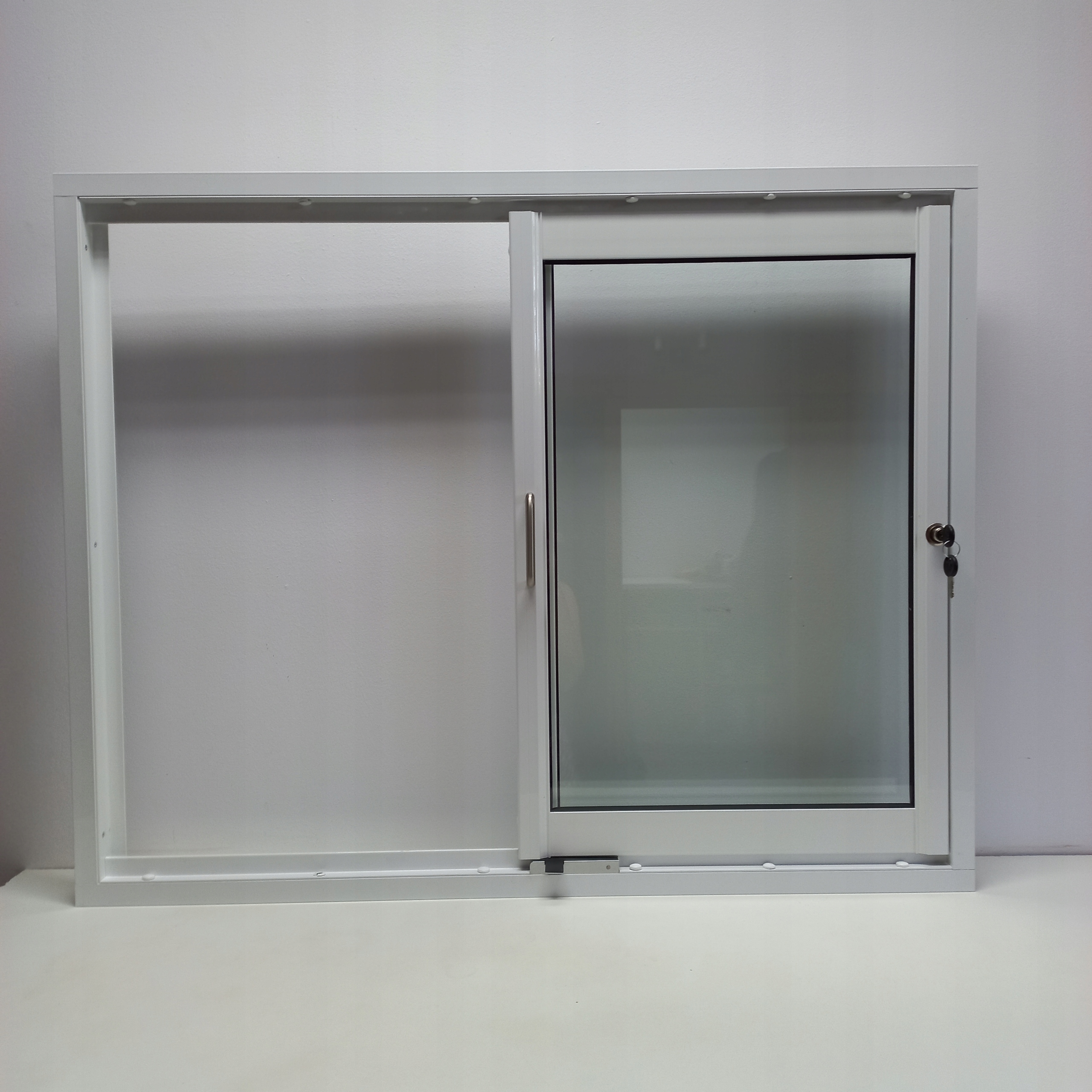 Okno aluminiowe przesuwne w bok 150 X 100 (okno przesuwne) • Cena ...