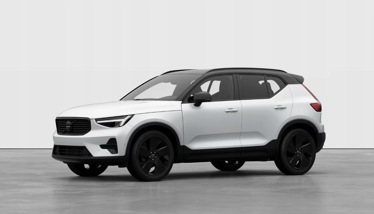 VOLVO XC40 B4 ULTRA BLACK EDITION - Allegro