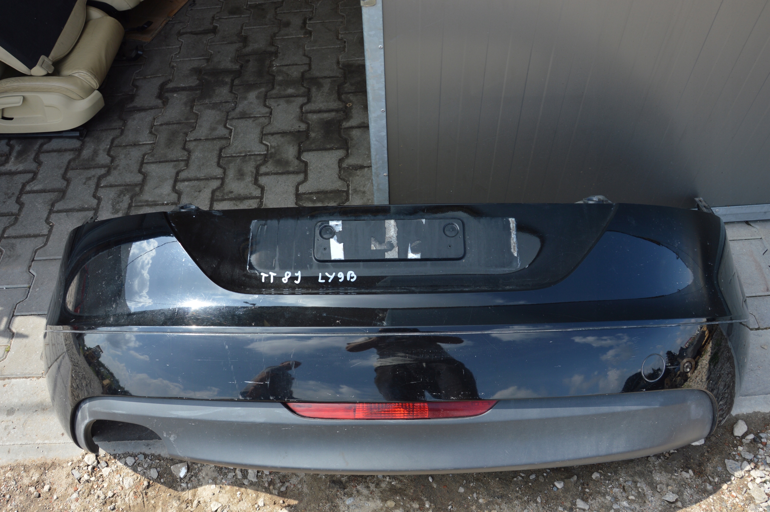 Audi TT 8J zderzak tył LY9B Audi TT 8J zderzak tył LY9B za 150 zł z ...