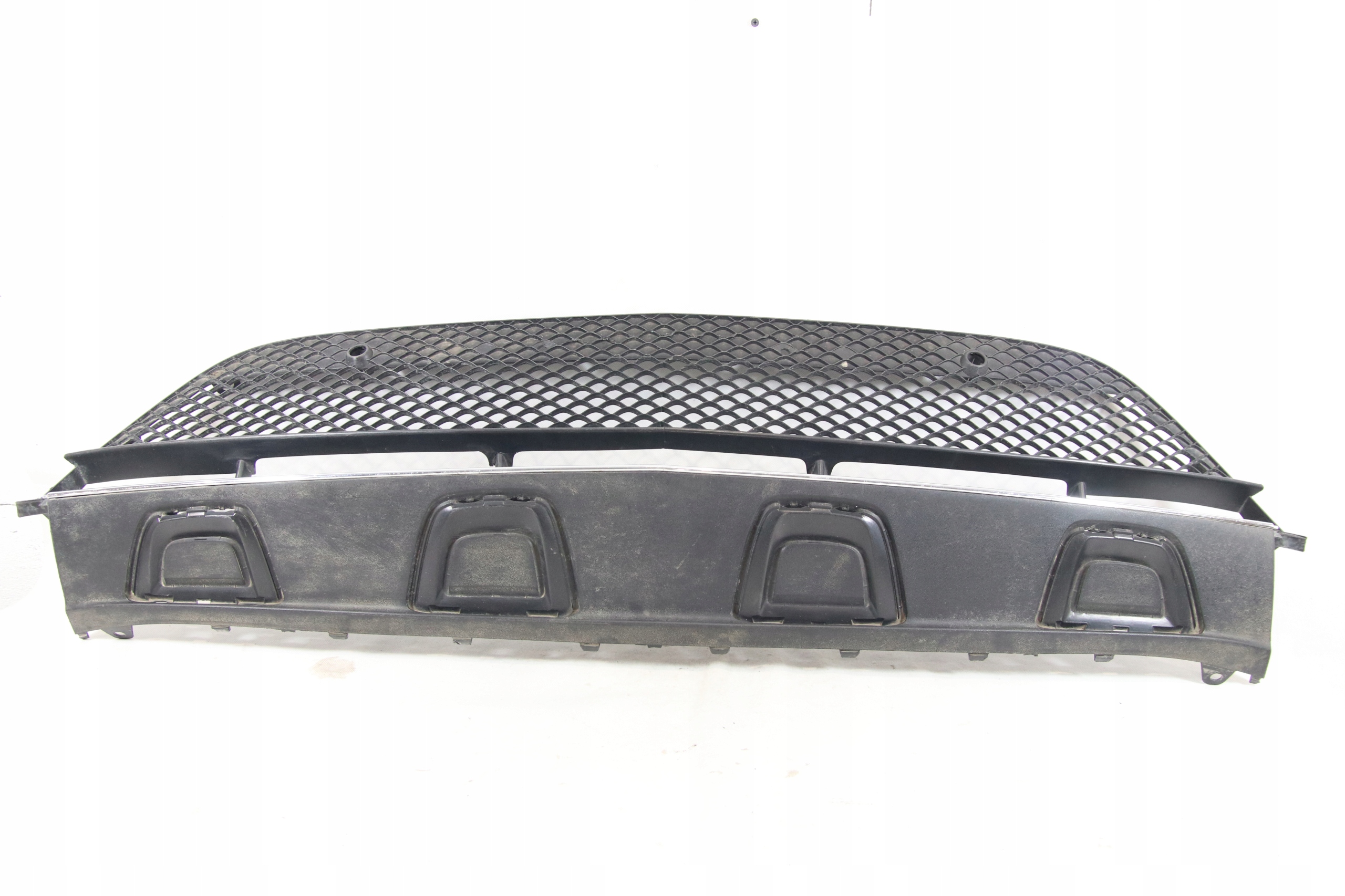 KRATKA ŚRODKOWA ZDERZAKA MERCEDES GLC W253 AMG A2538852400 za 400 zł z ...