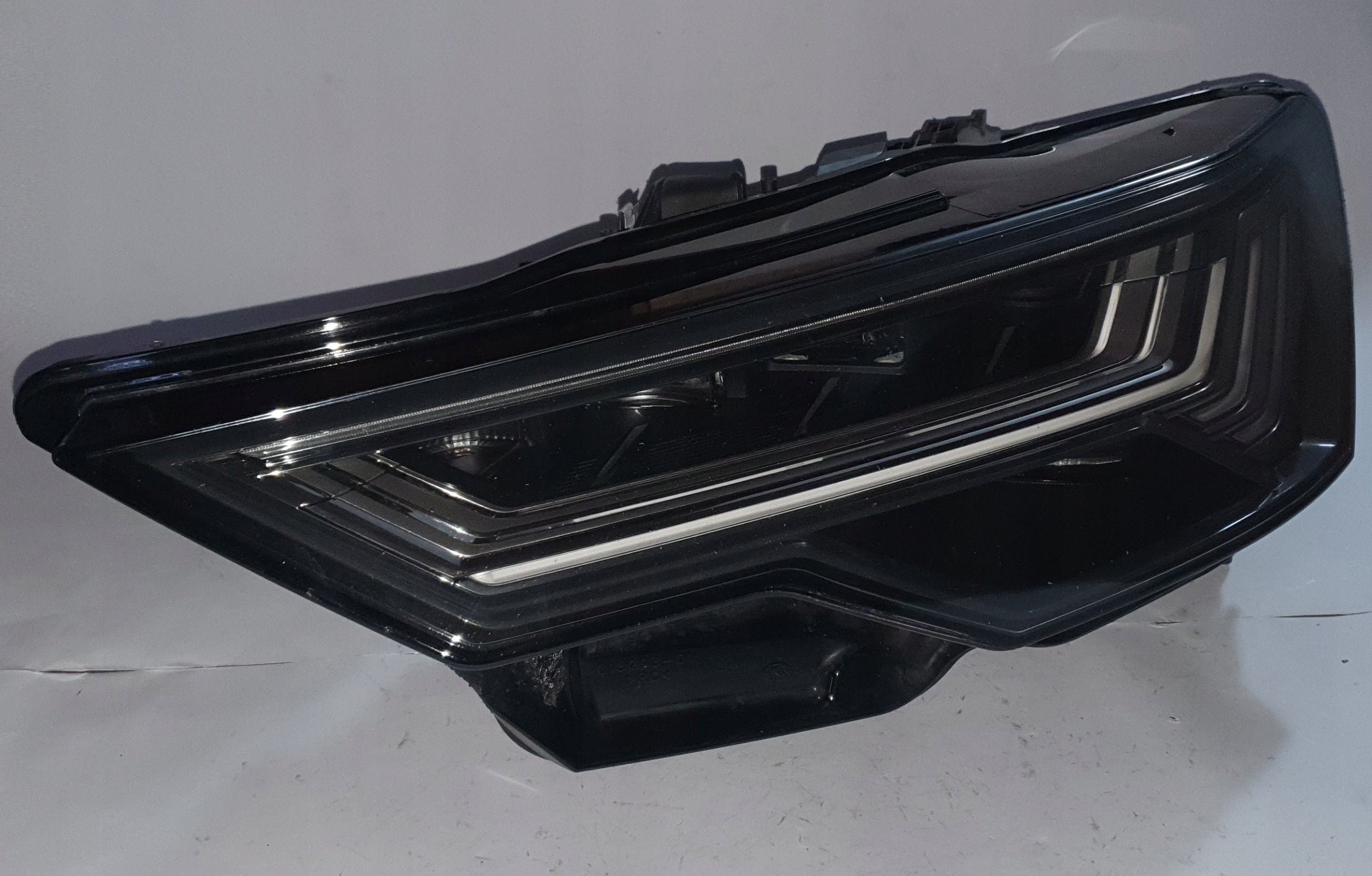 Audi A6 C8 S6 4K Lampa LED Matrix Lewy Lewa Reflektor 4K0941035 za 1799 ...