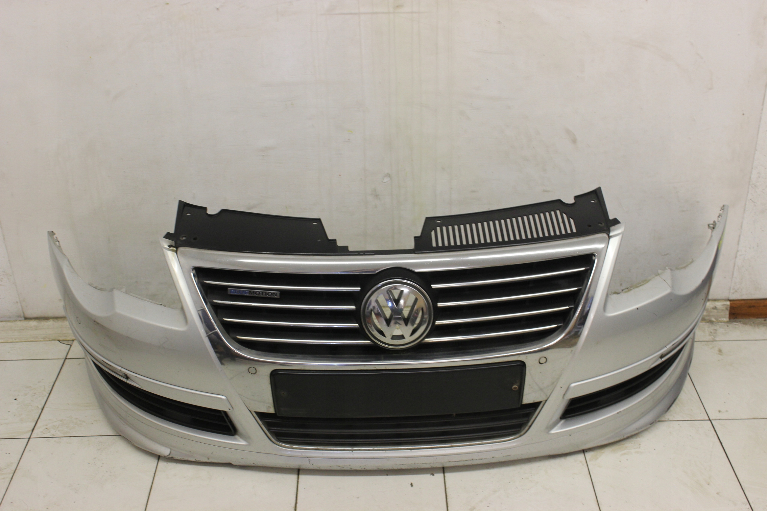 ZDERZAK PRZÓD PDC VW PASSAT B6 R-LINE 2005R- LA7W za 1700.00PLN z Kraków - Allegro - (13286147370)