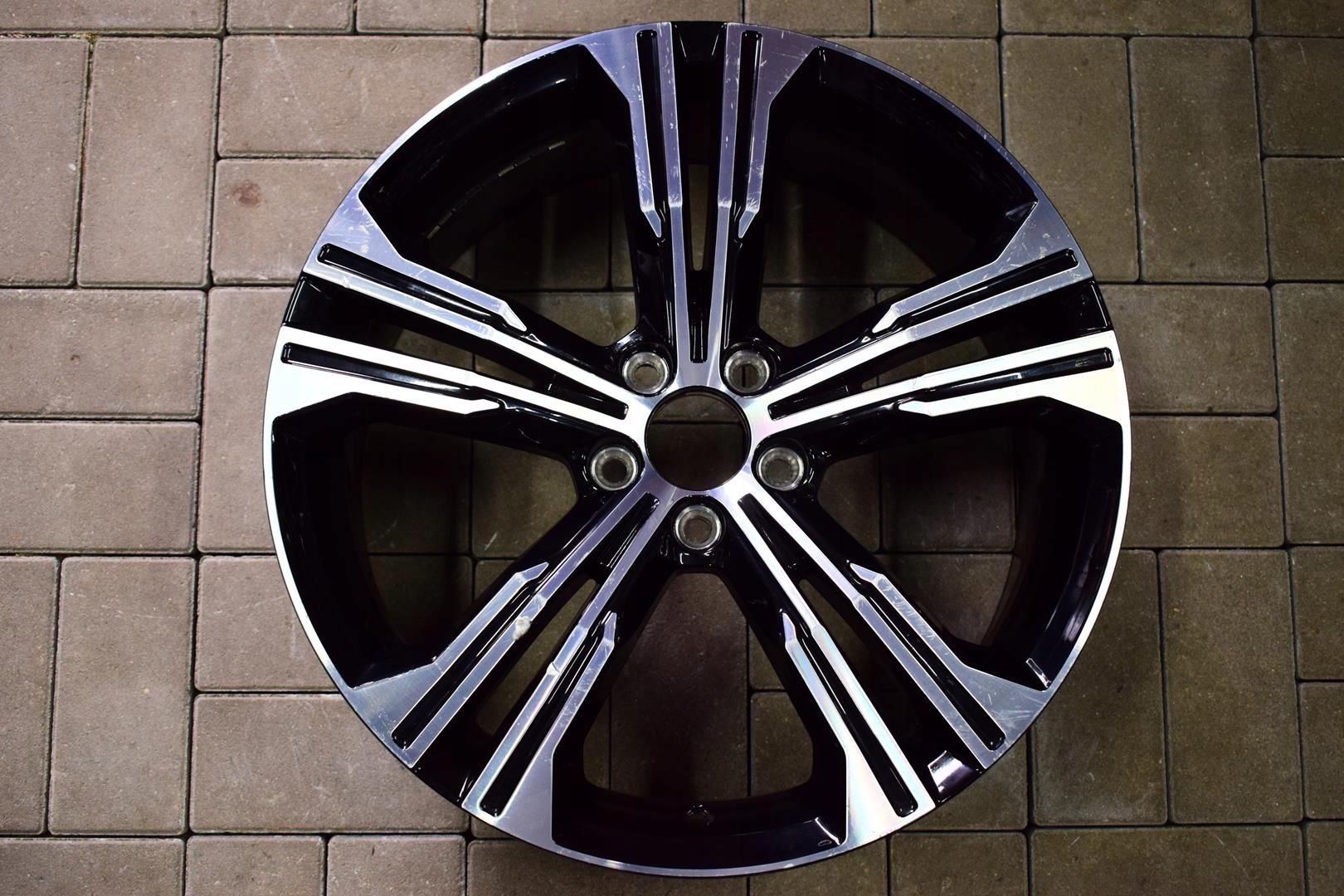 VOLVO 19'' XC40 XC60 II Nowy Model! Oryginał! za 650.00PLN z Międzychód ...