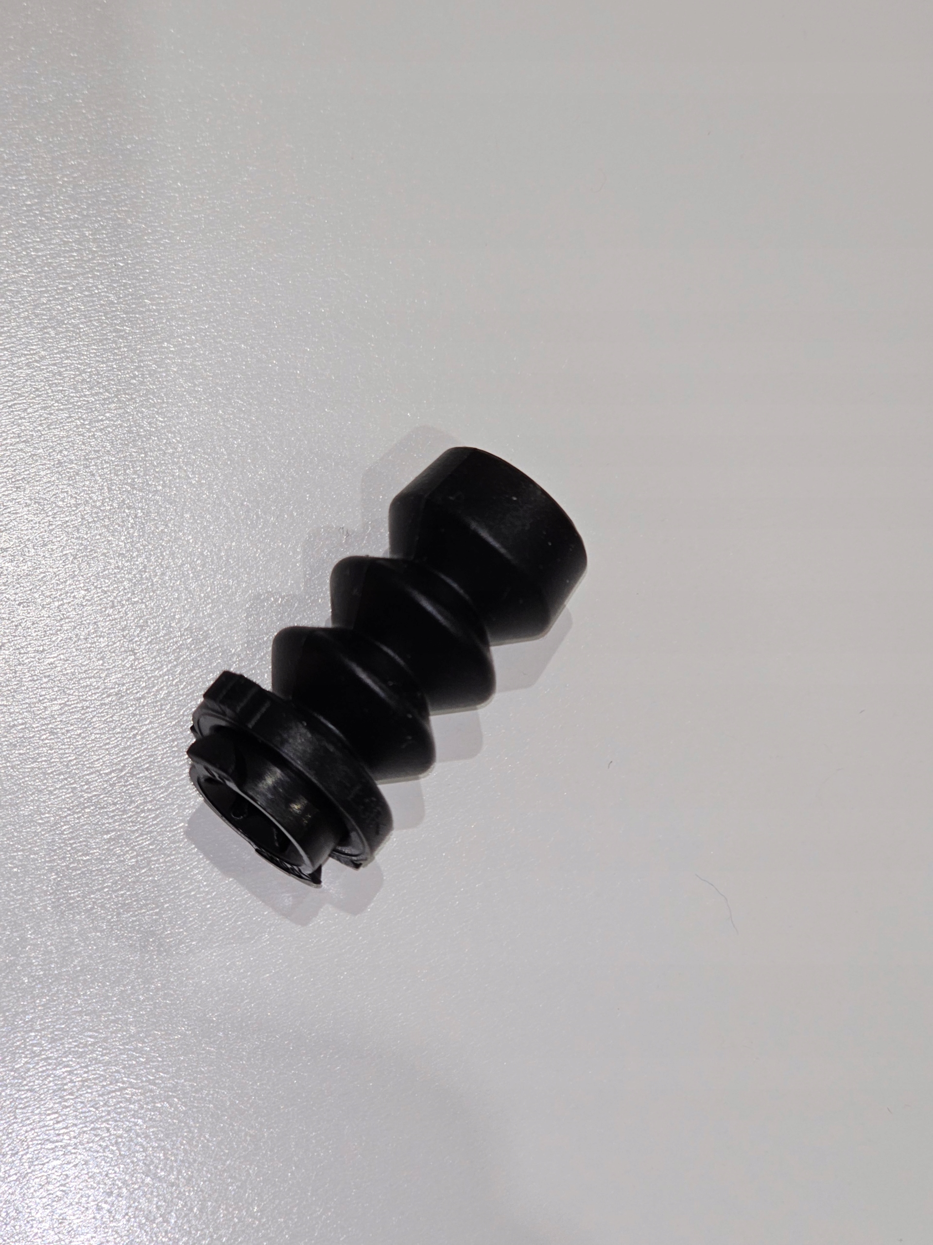 32384204 volvo xc90 2016-2023r odbojnik wlewe • Cena, Opinie - Allegro