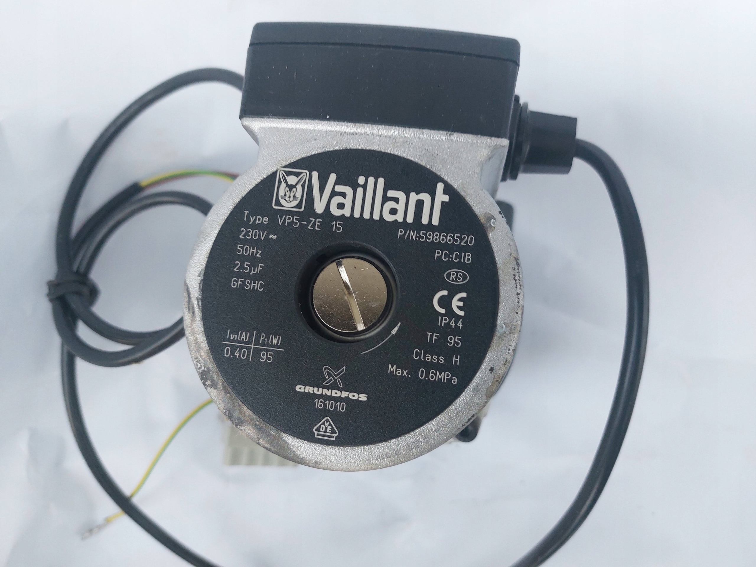 Čerpadlo Vaillant VP5-ZE15 Grundfos nové za 3534 Kč - Allegro