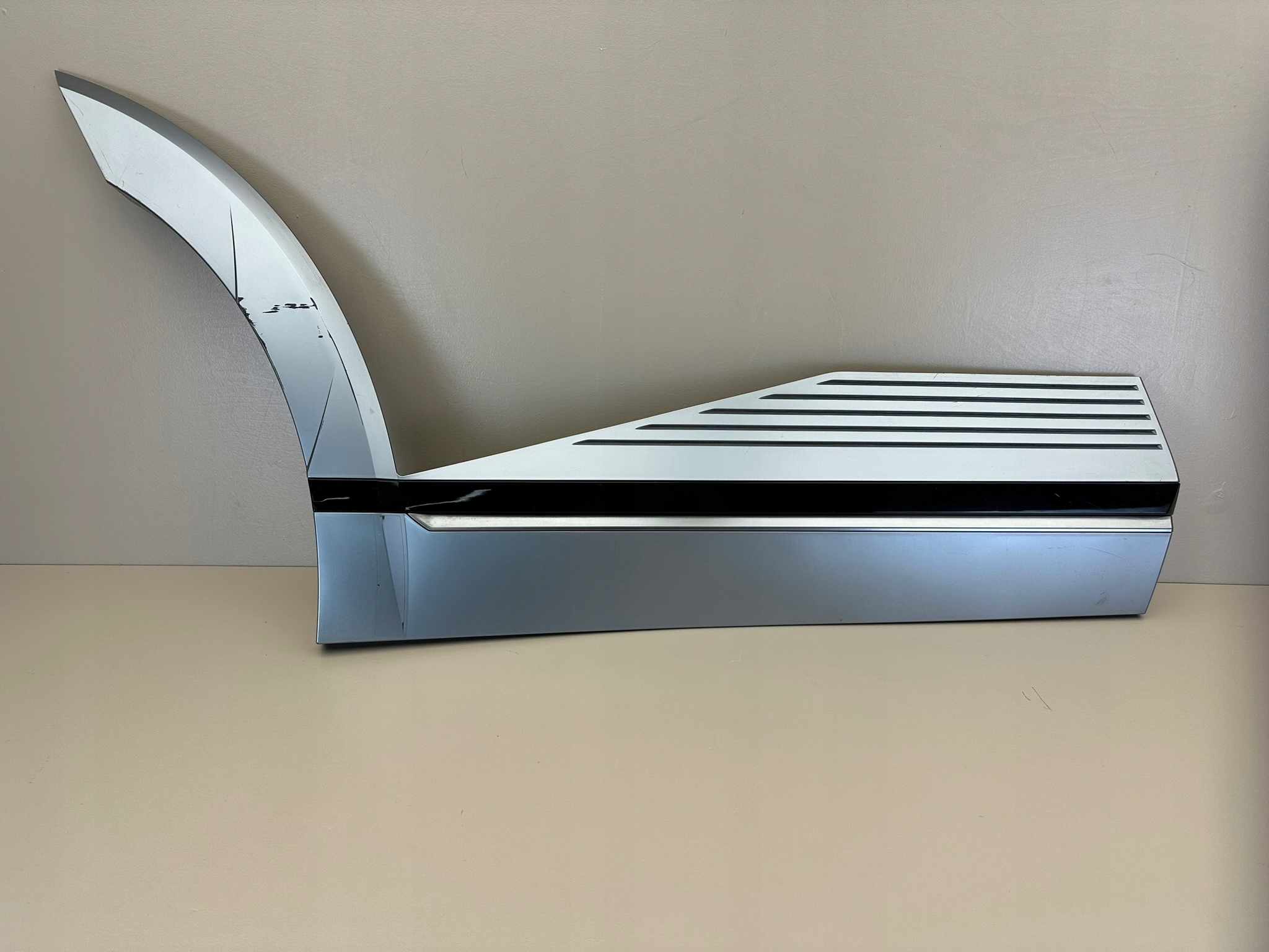 HYUNDAI IONIQ 5 21R- LISTWA DRZWI PRAWA TYLNA PRAWY TYŁ 87732-GI100 za ...