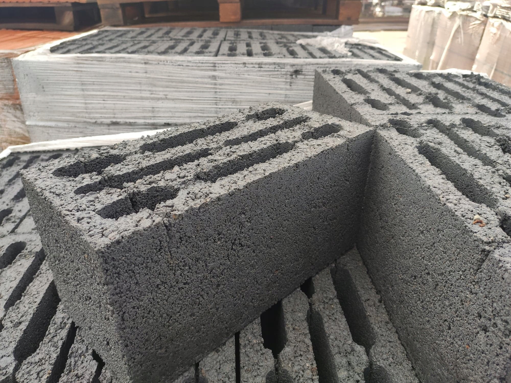 Pustak żużlowy 19x19x39cm cały • Cena, Opinie • Cegły 15008838890 • Allegro