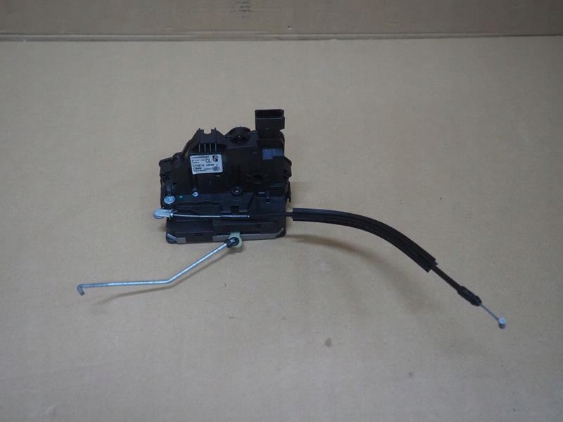 ZAMEK DRZWI LEWY PRZÓD FIAT DUCATO CITROEN JUMPER PEUGEOT BOXER 1393821080 za 200.00PLN z Koźmin ...