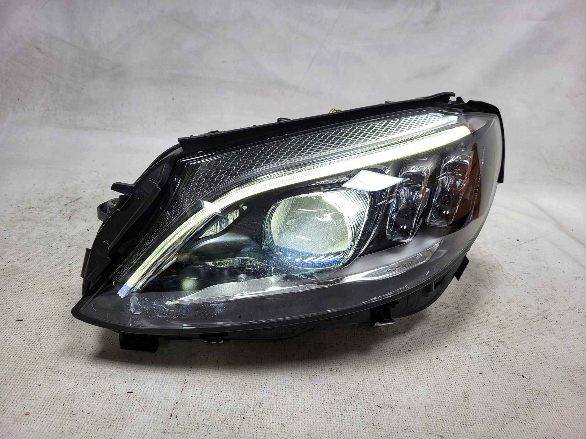 MERCEDES C-klasa W205 MULTIBEAM Kompletna Lifting Lewa A2059068505 F-V ...