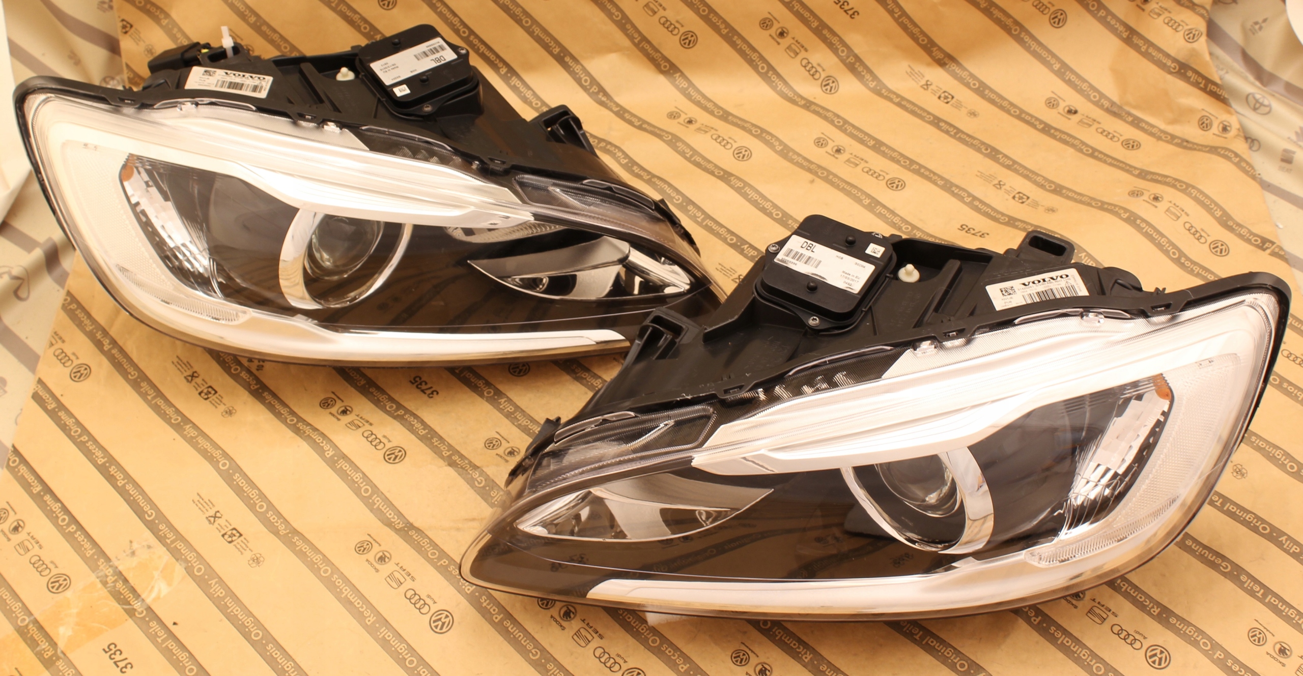 VOLVO S60 V60 FL LIFT 13-18 LAMPA LAMPY BI-XENON za 2950.00PLN z Nowy ...