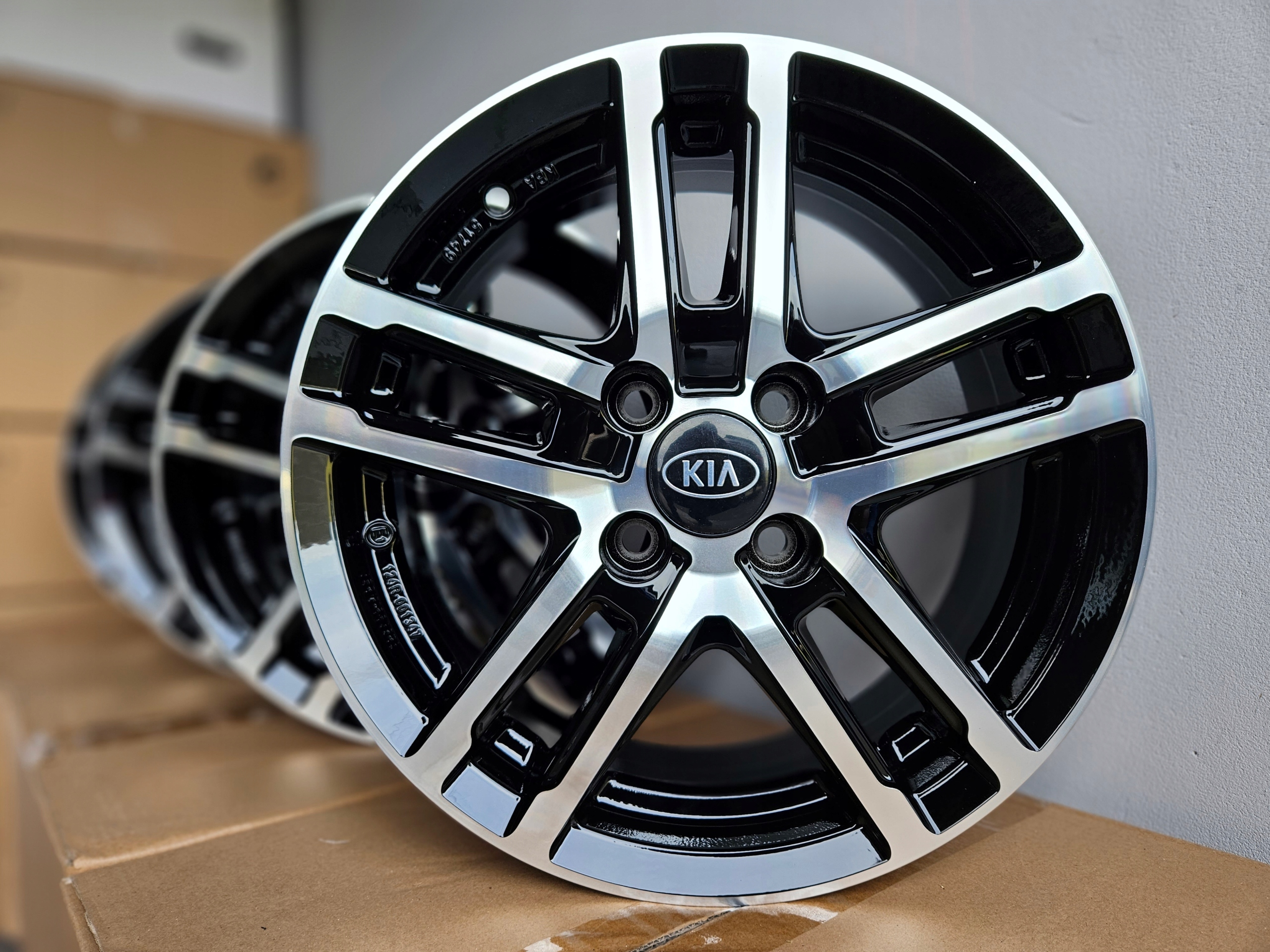 4x KIA Rio 15 " Nowe 4x100 Felgi aluminiowe Czarne / Poler Alufelgi ...