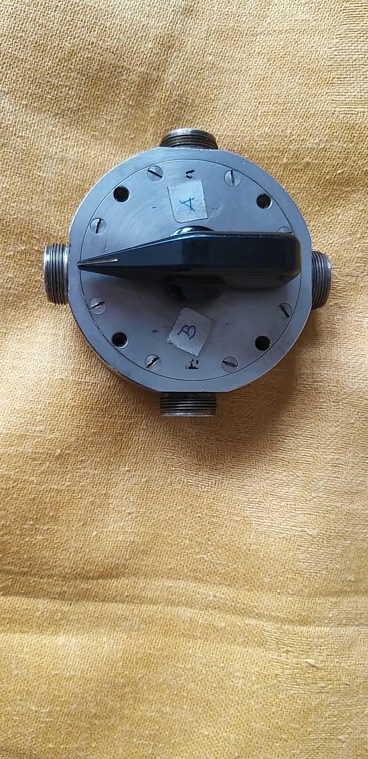 Przełącznik anten Switch SPINNER 2383a • Cena, Opinie - Allegro