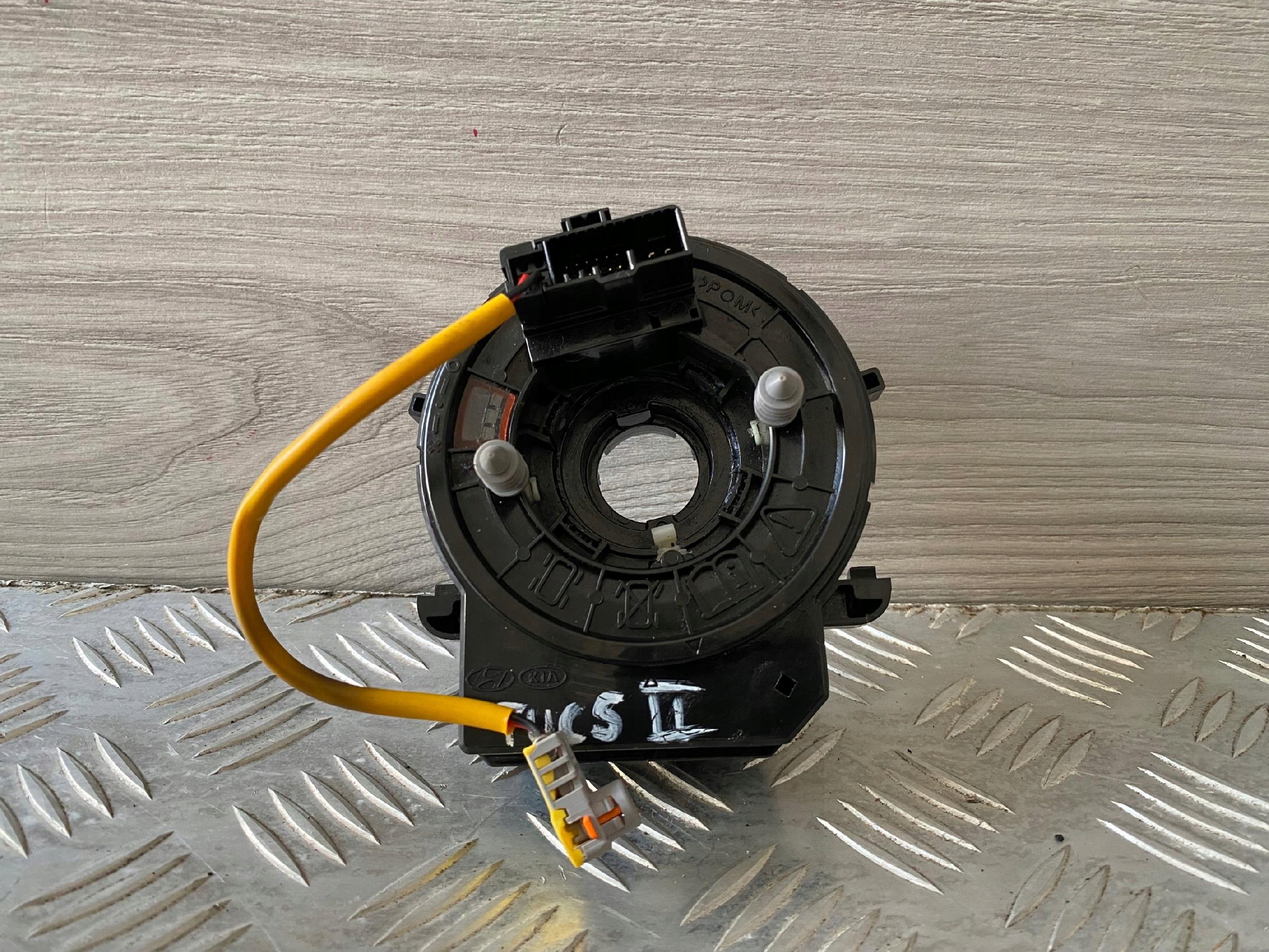 HYUNDAI TUCSON II III 15-20 TAŚMA ZWIJAK POD KIEROWNICE AIRBAG 93490 ...