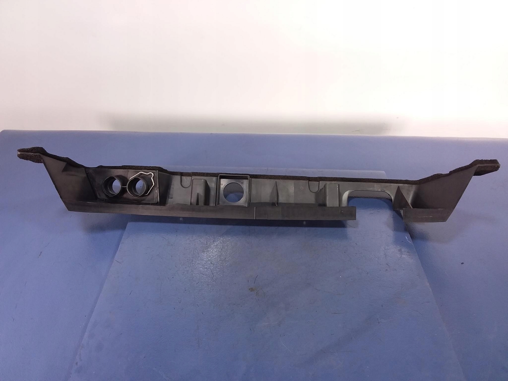 Porsche OE 97057241501 osłona nadkola za 748.00PLN z Dobrzyniewo Duże ...