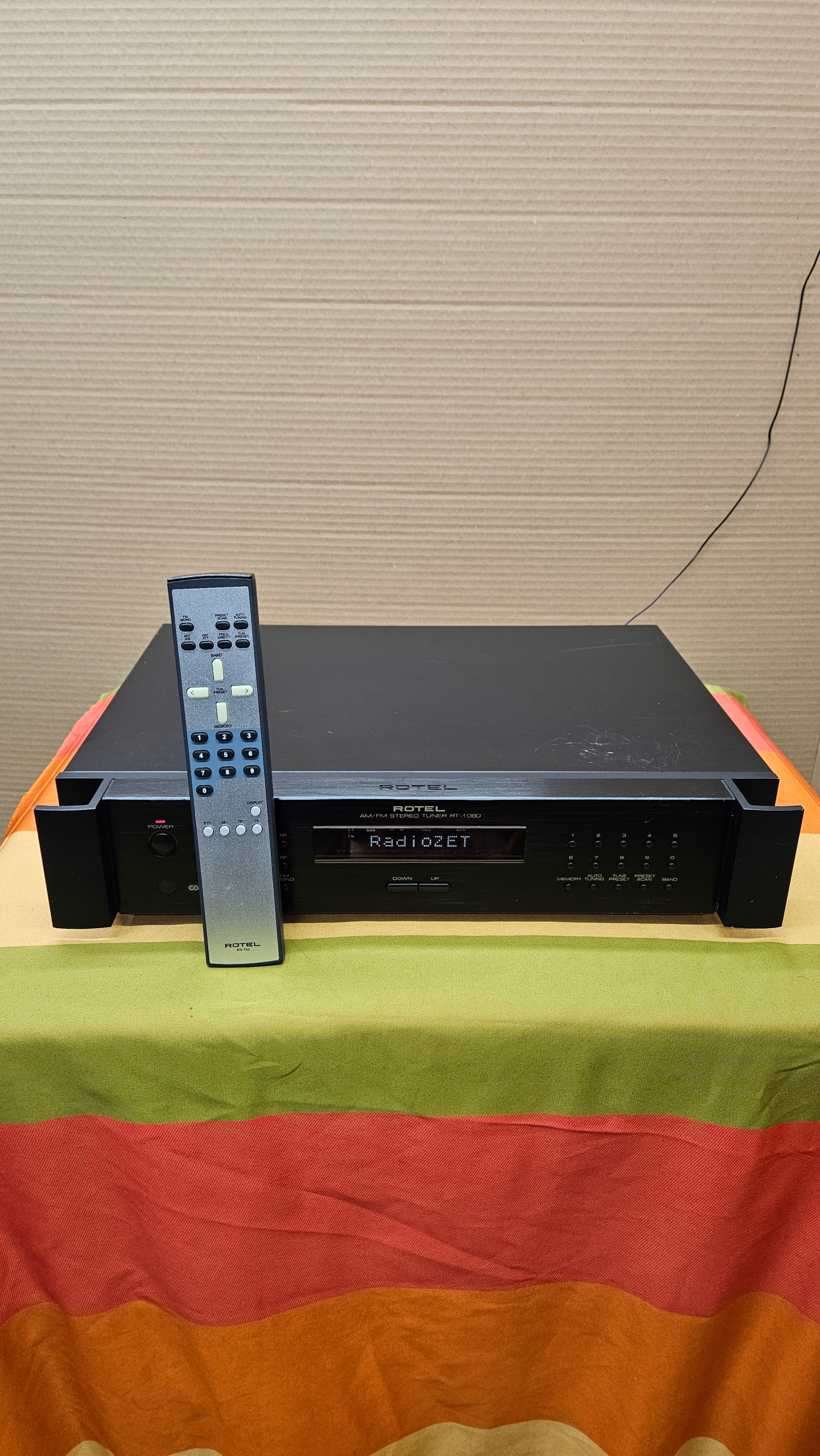 Rotel RT-1080 - tuner AM/FM + pilot - Sklep, Opinie, Cena w Allegro