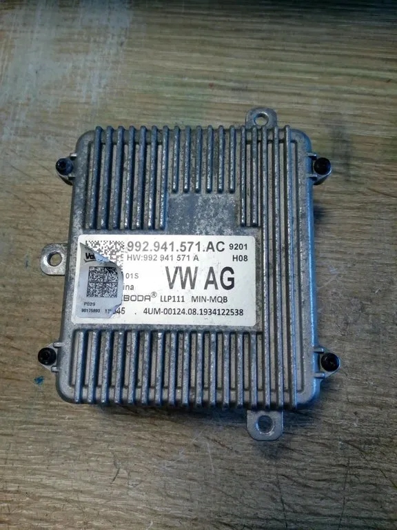 MODUŁ LED PRZETWORNICA VW AUDI SEAT SKODA ORYG.* za 216.30PLN z Elbląg ...