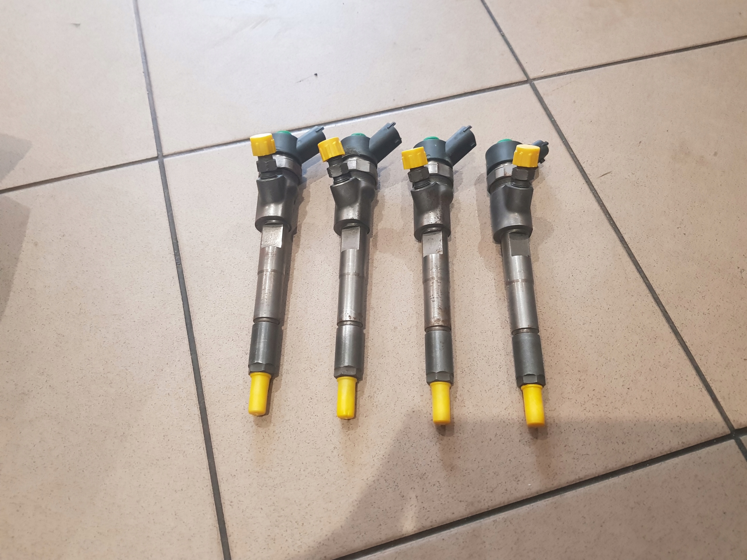 Toyota OE 0445110262 wtrysk wtryskiwacz - porównaj ceny - Allegro.pl