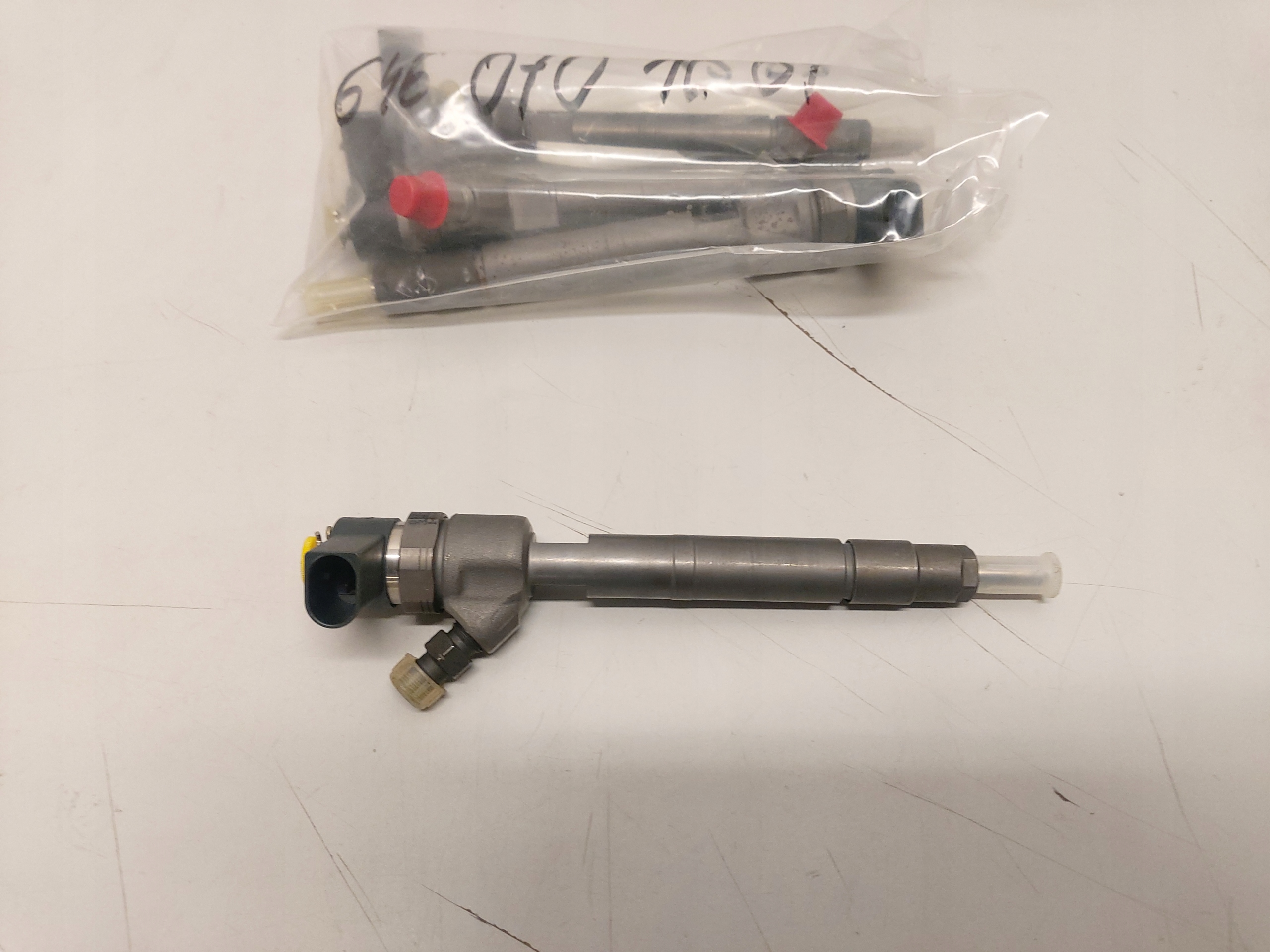 Mercedes-Benz OE A646 070 1287 końcówka wtrysku za 1800.00PLN z Gorzów ...