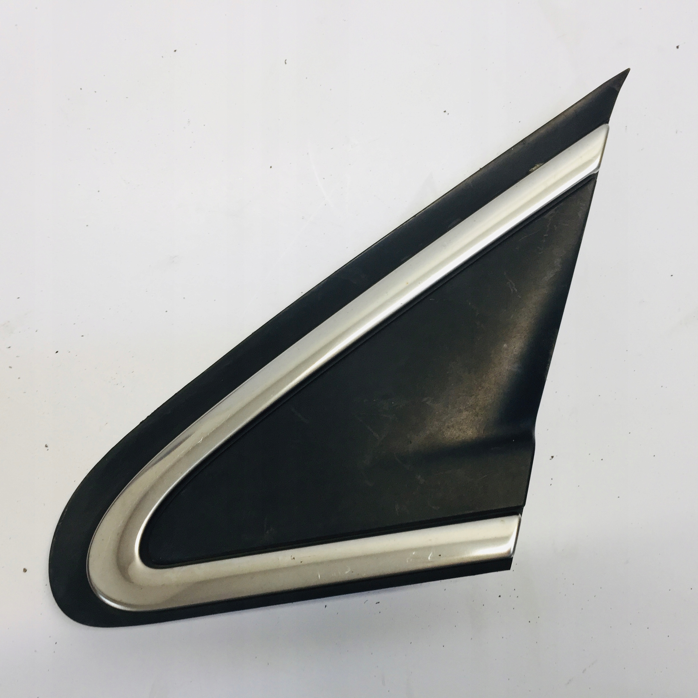 TRÓJKĄT BŁOTNIKA LEWY CHROM PEUGEOT 208 - ТРЕУГОЛЬНИК КРЫЛА ЛЕВЫЙ ХРОМ ...