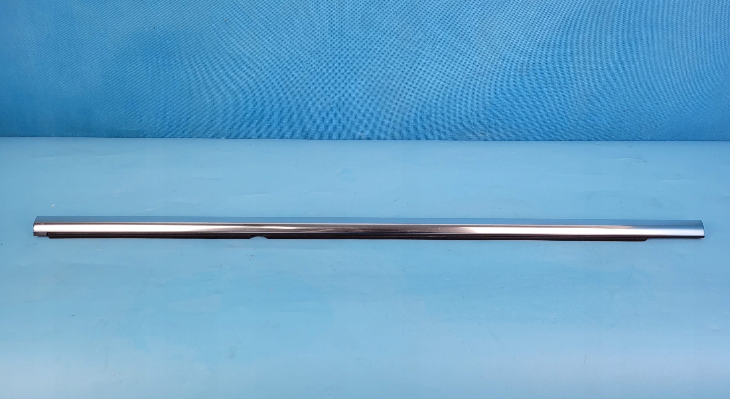 MERCEDES W206 C220 LISTWA DRZWI USZCZELNIAJĄCA ZEWNĘTRZNA A2067303900 ...