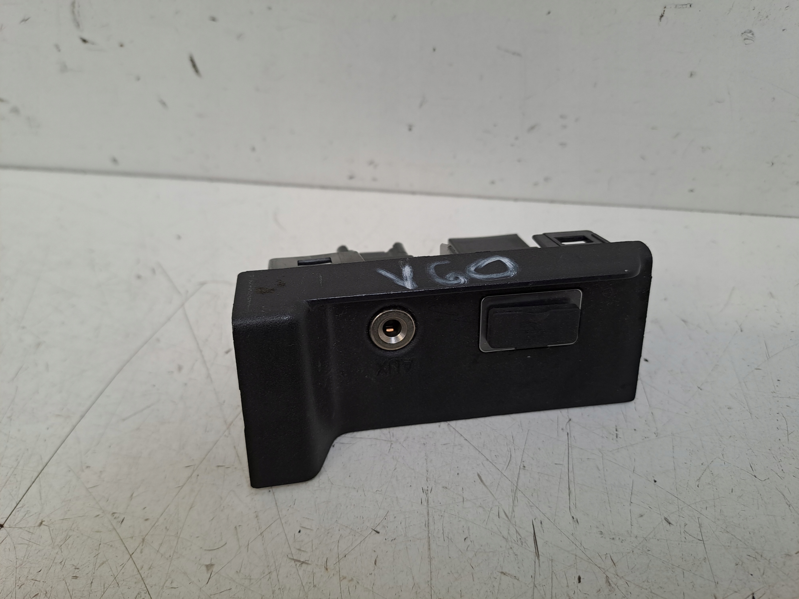 Volvo Gniazdo Usb w Panele sterowania, przełączniki - Allegro.pl