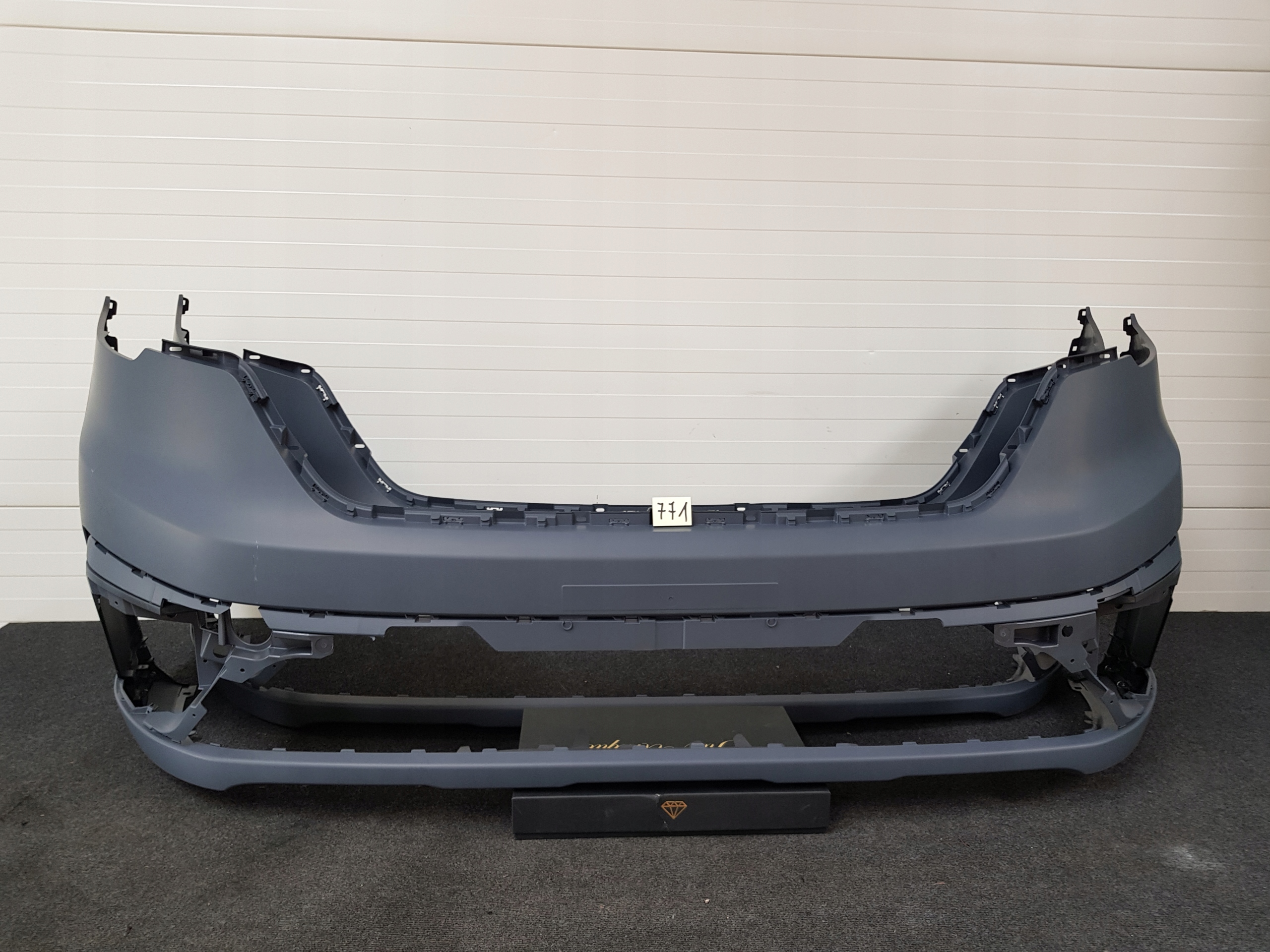 ZDERZAK PRZEDNI RENAULT TRAFIC IV 620225857R za 1290 zł z Czerniejewo ...