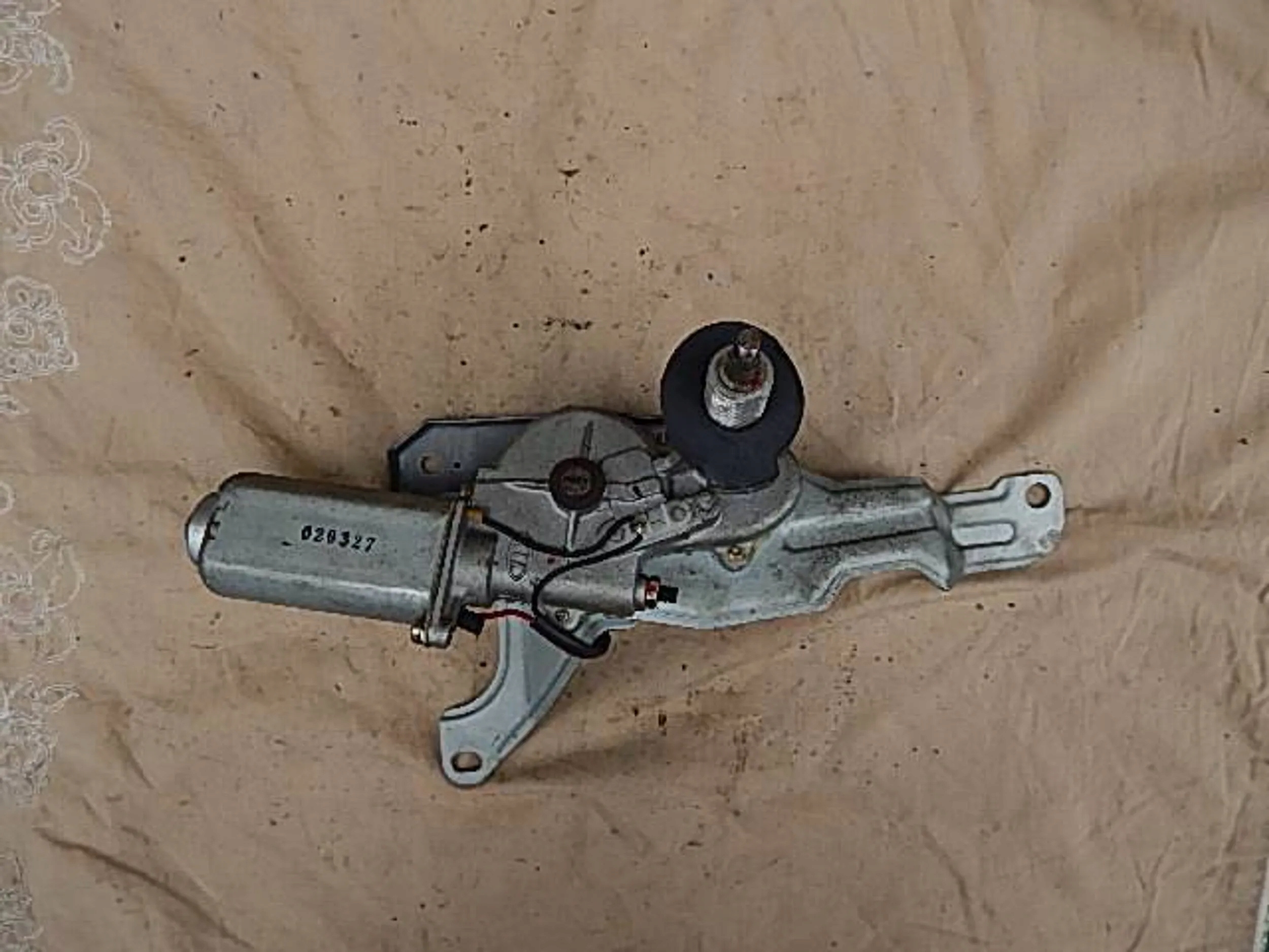 SILNICZEK TYLNEJ WYCIERACZKI KIA SPORTAGE 00-04 035111390 za 189,99 zł ...