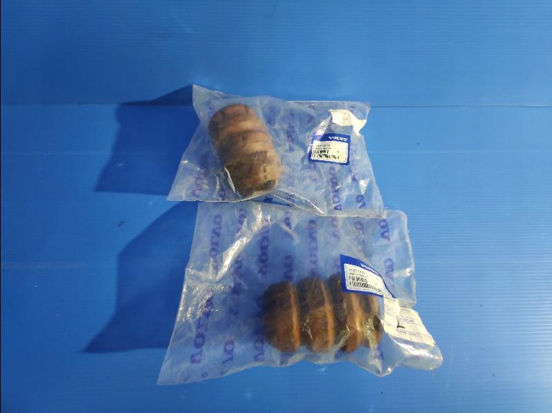 VOLVO S80 V70 XC70 31277310 ODBÓJ GUMA AMORTYZATORA TYLNA TYŁ VOLVO S80 ...