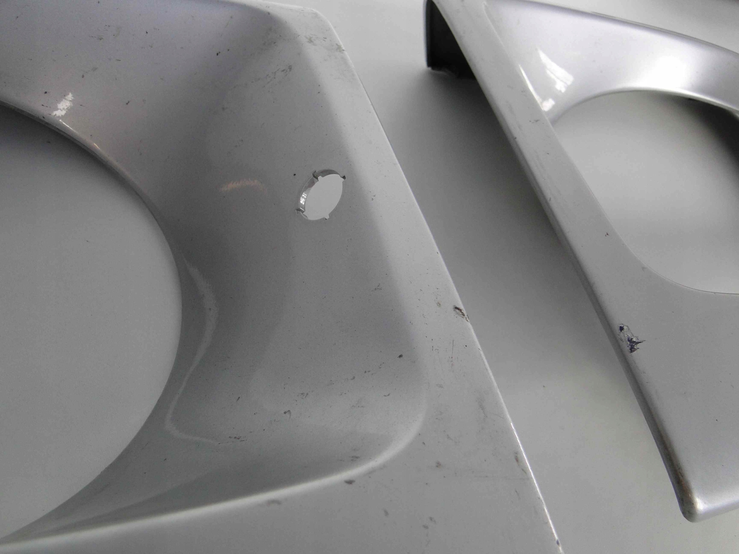 A4638840831 - Mercedes G Class W463 463 крышка лампы правая купити на ...