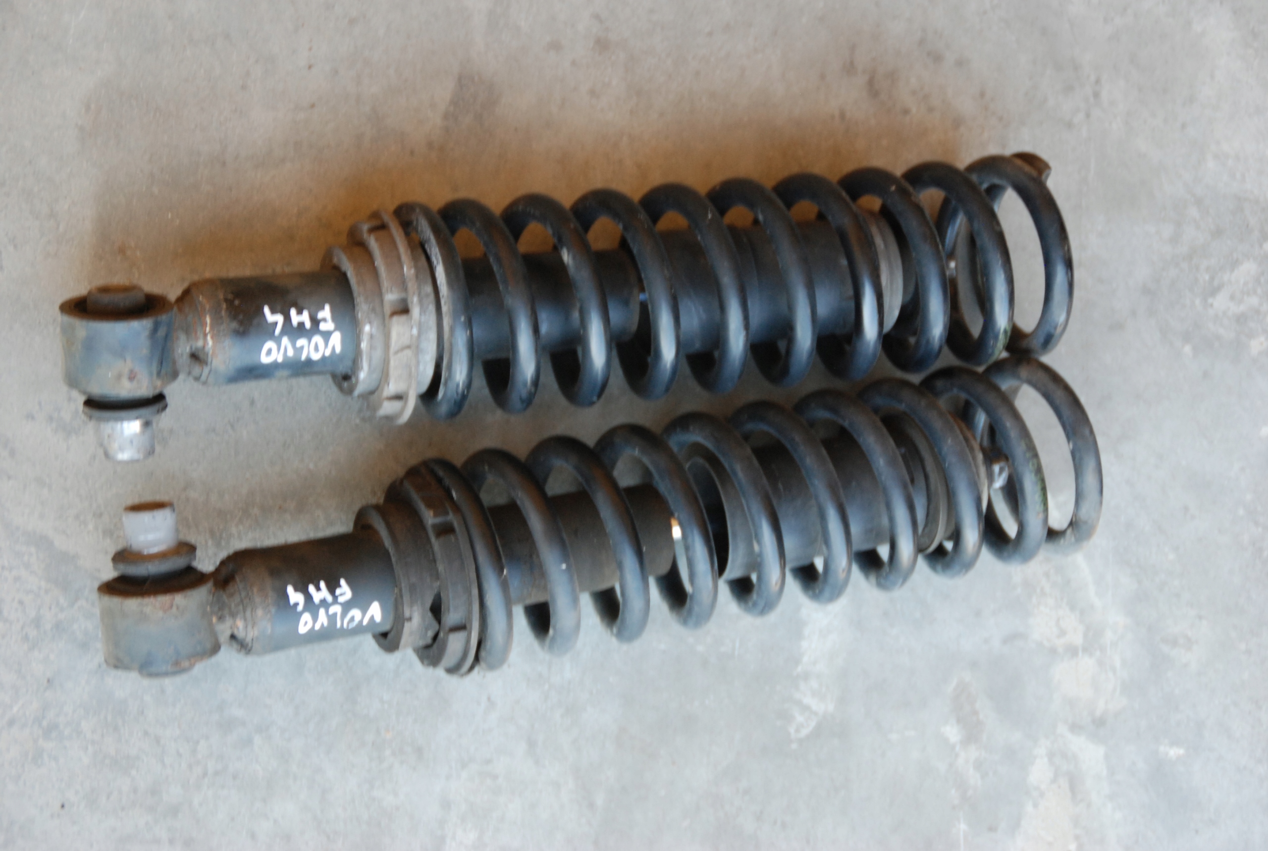 AMORTYZATOR KABINY PRZÓD PRZEDNI VOLVO FH 4 za 492.00PLN z ŁUKÓW ...