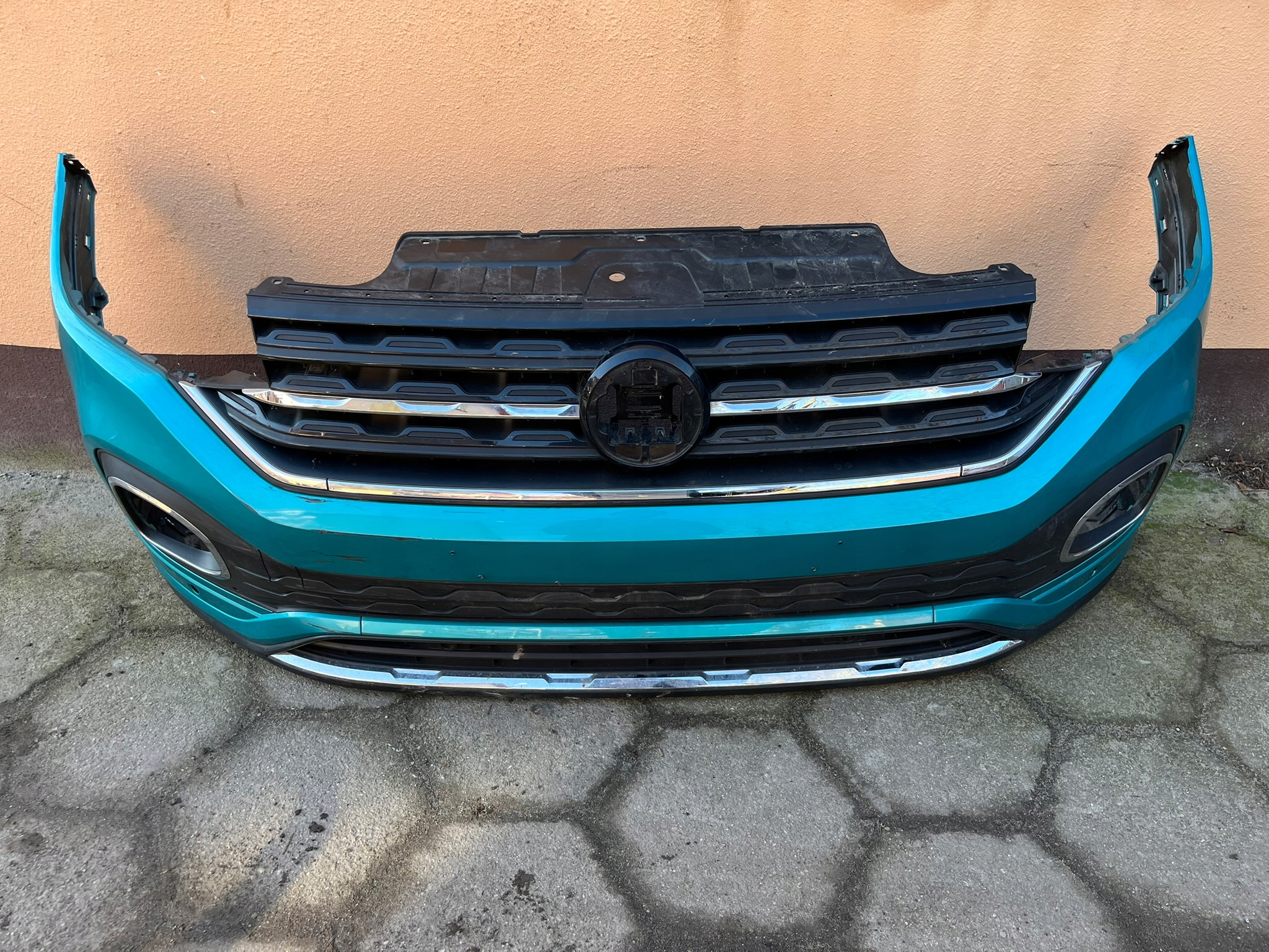 Zderzak VW T-Cross R-Line chromy listwy grill za 1999.00PLN z Bojanowo ...