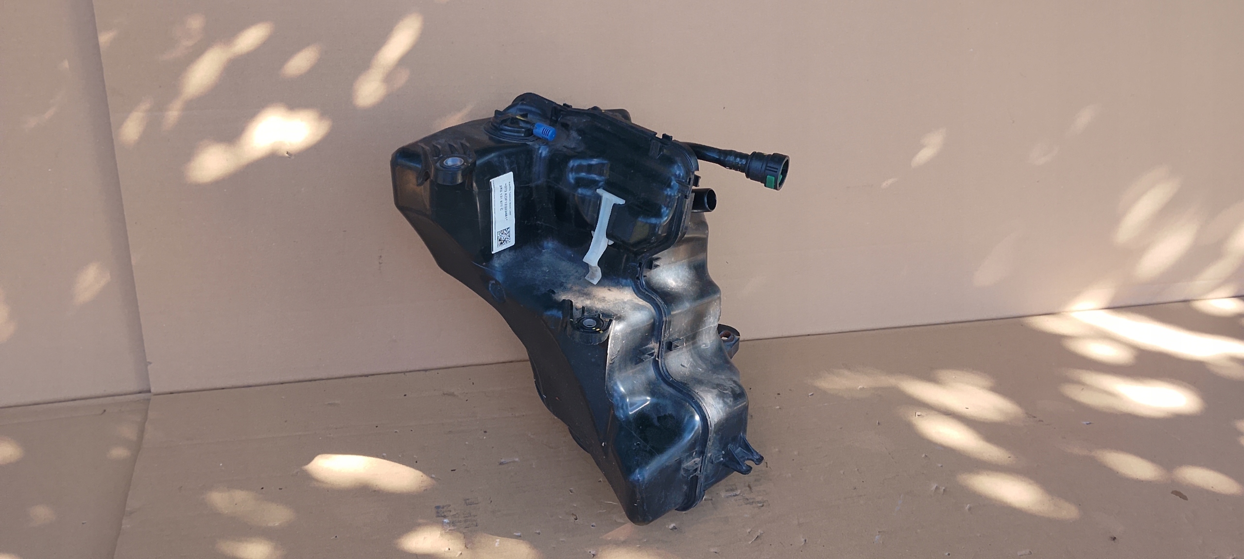 ZBIORNIK ADBLUE Z POMPĄ VW CADDY III 3 2K0 LIFT 15-20 2K7131877C ...