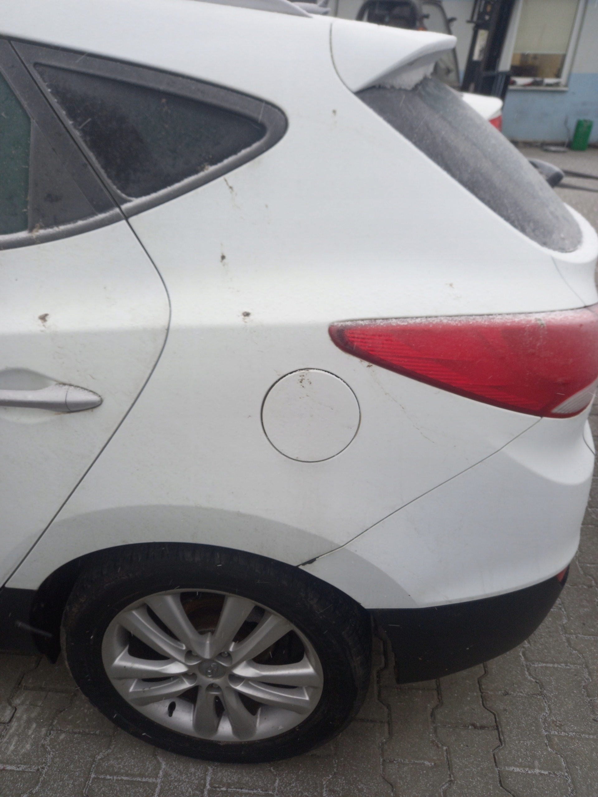 Hyundai Ix35 Błotnik Lewy Tył - Motoryzacja - Allegro.pl