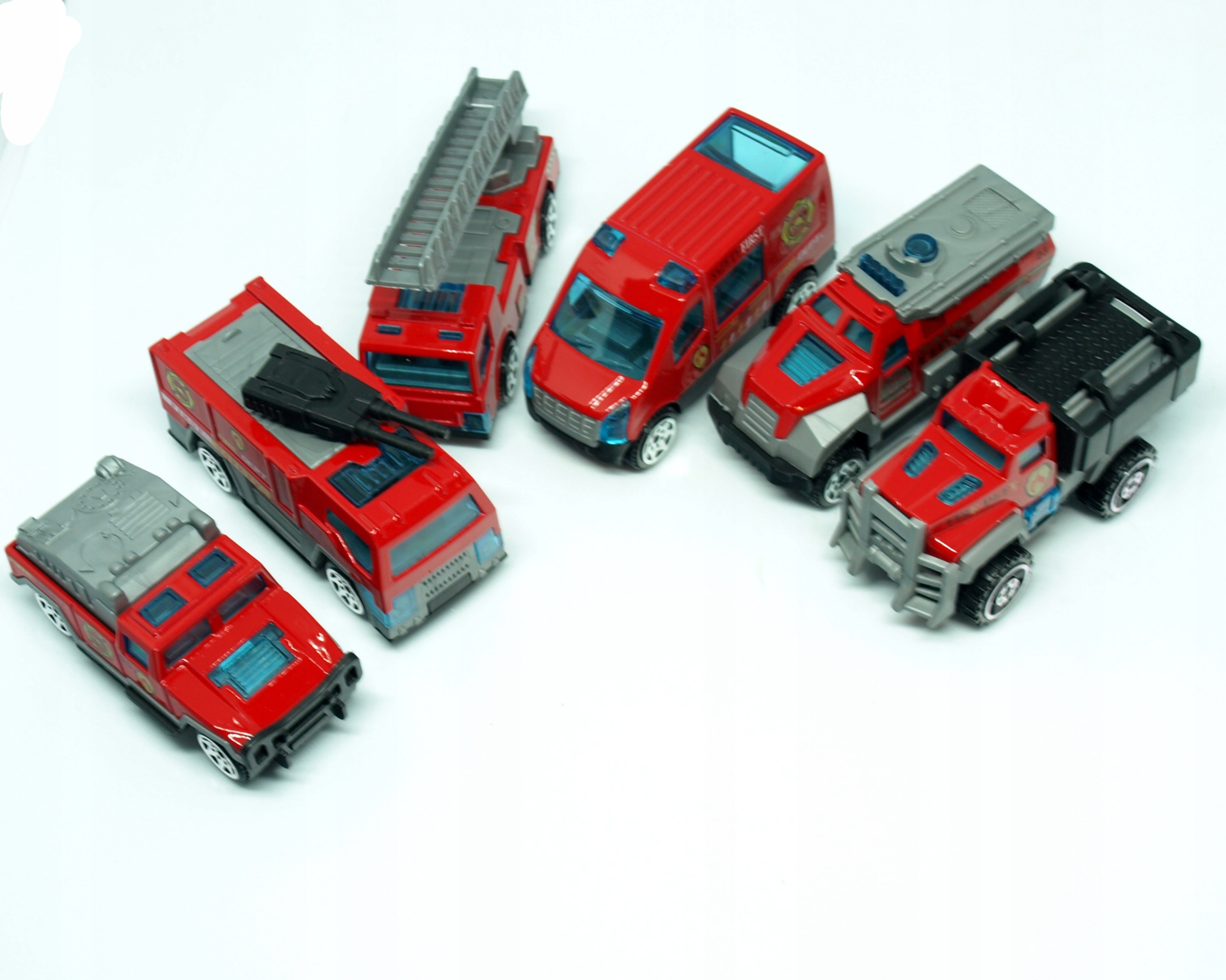 AUTKA METALOWE SAMOCHODY STRAŻ POŻARNA 6 SZT. (5900733606928) • Cena ...