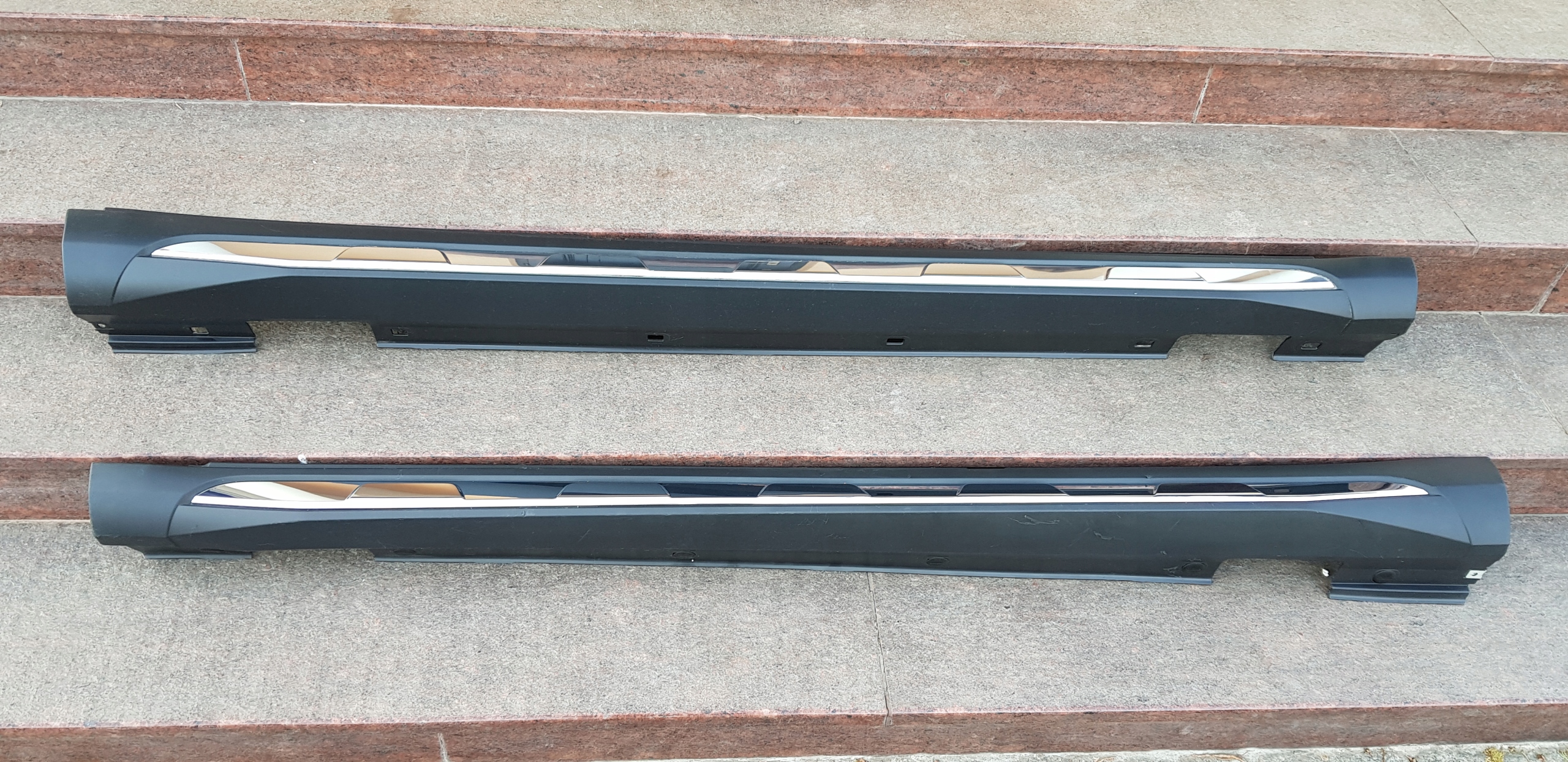 MERCEDES GLA W156 4x4 AMG LISTWY OSŁONY PROGOWE A1566980754 A1566980854 ...