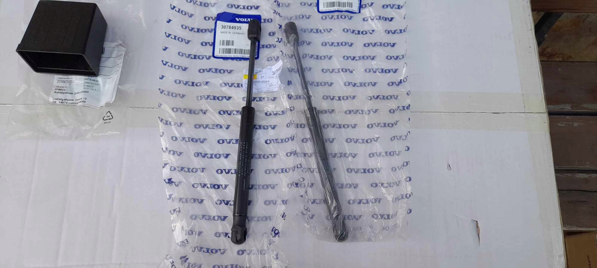 Volvo OE 30784935 sprężyna gazowa, pokrywa komory silnika - porównaj ...