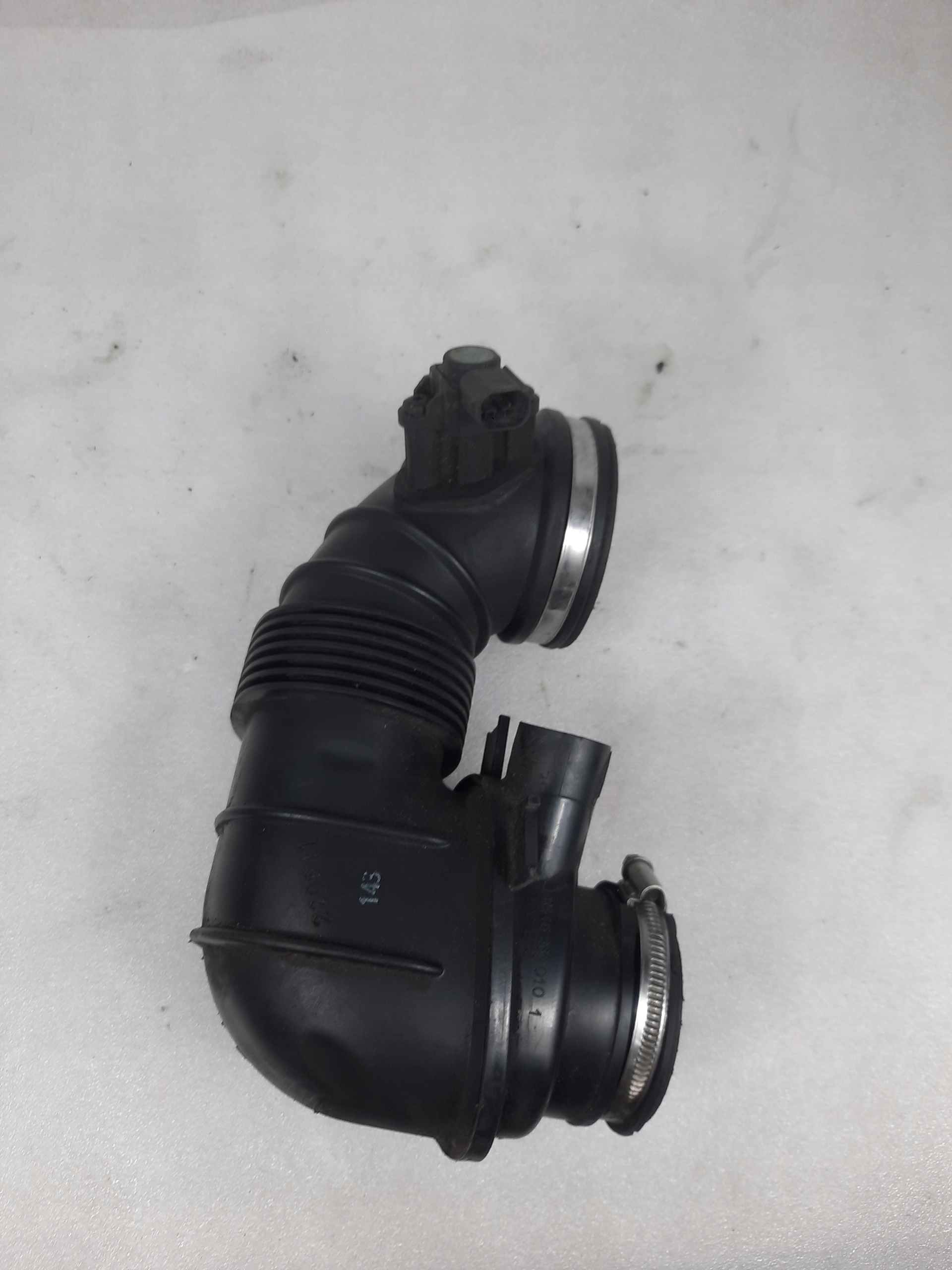 Mercedes-Benz OE A651 090 04 37 przewód powietrza za 65.00PLN z Brenno ...