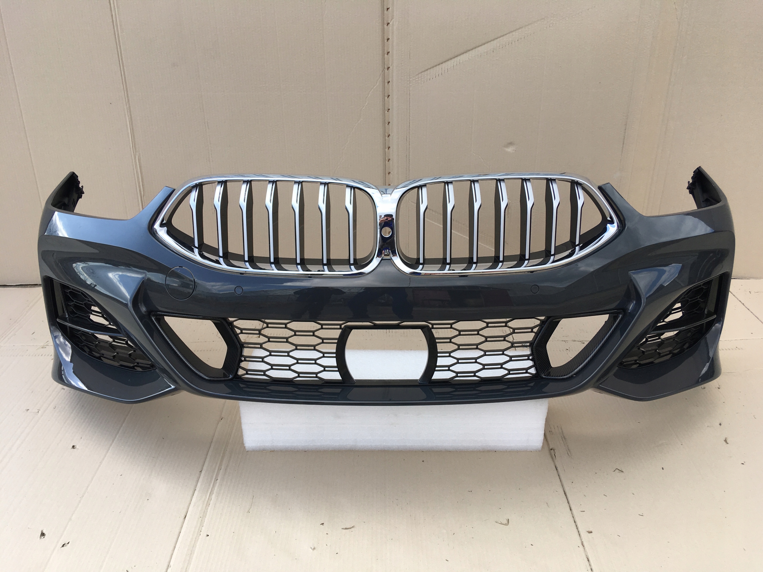 BMW 8 G14 G15 G16 ZDERZAK Karbon CARBONSCHWARZ 416 51118076675 za 2999 ...