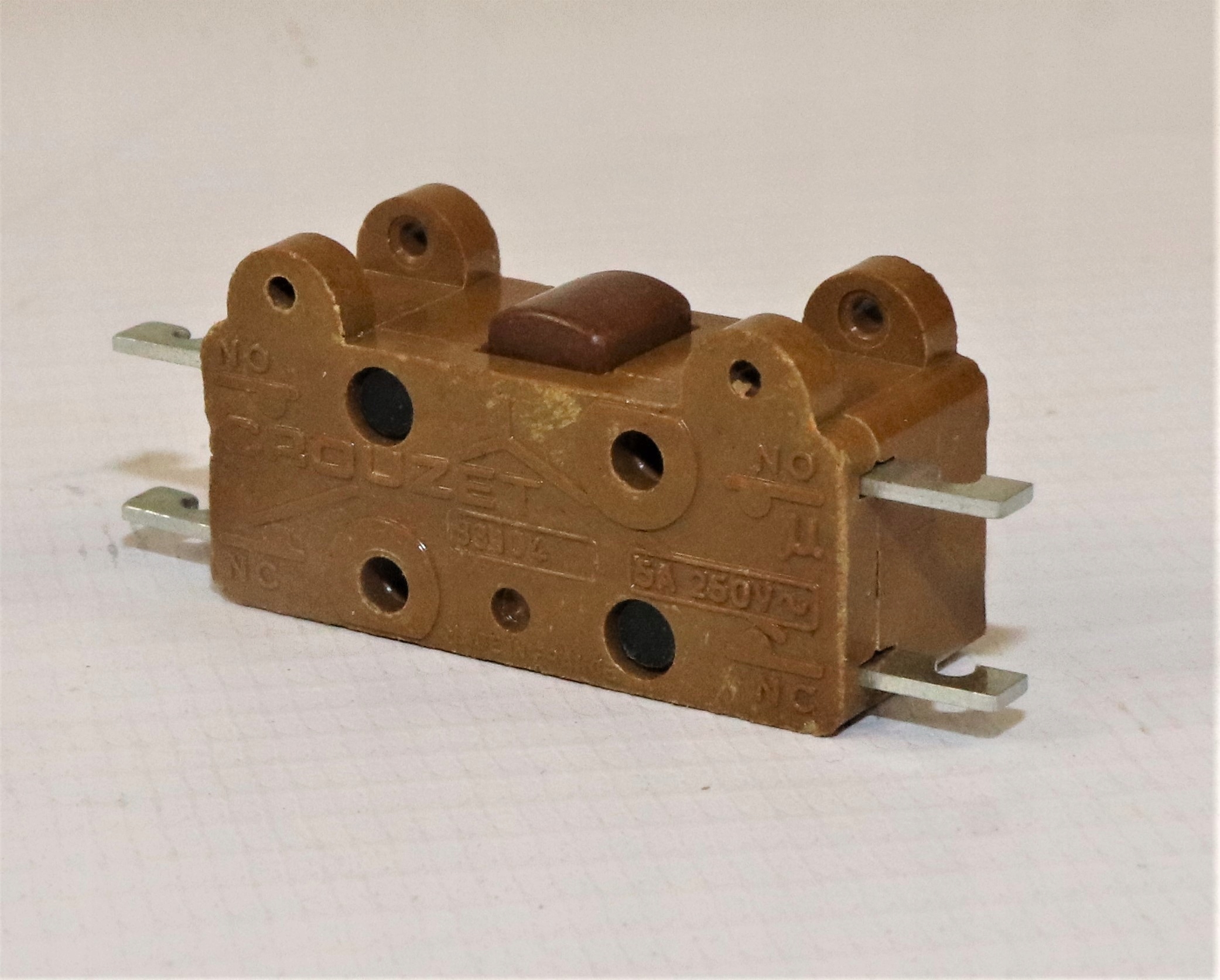 Microswitch NO/NC CROUZET 5 A 250 V - Sklep, Opinie, Cena w Allegro.pl