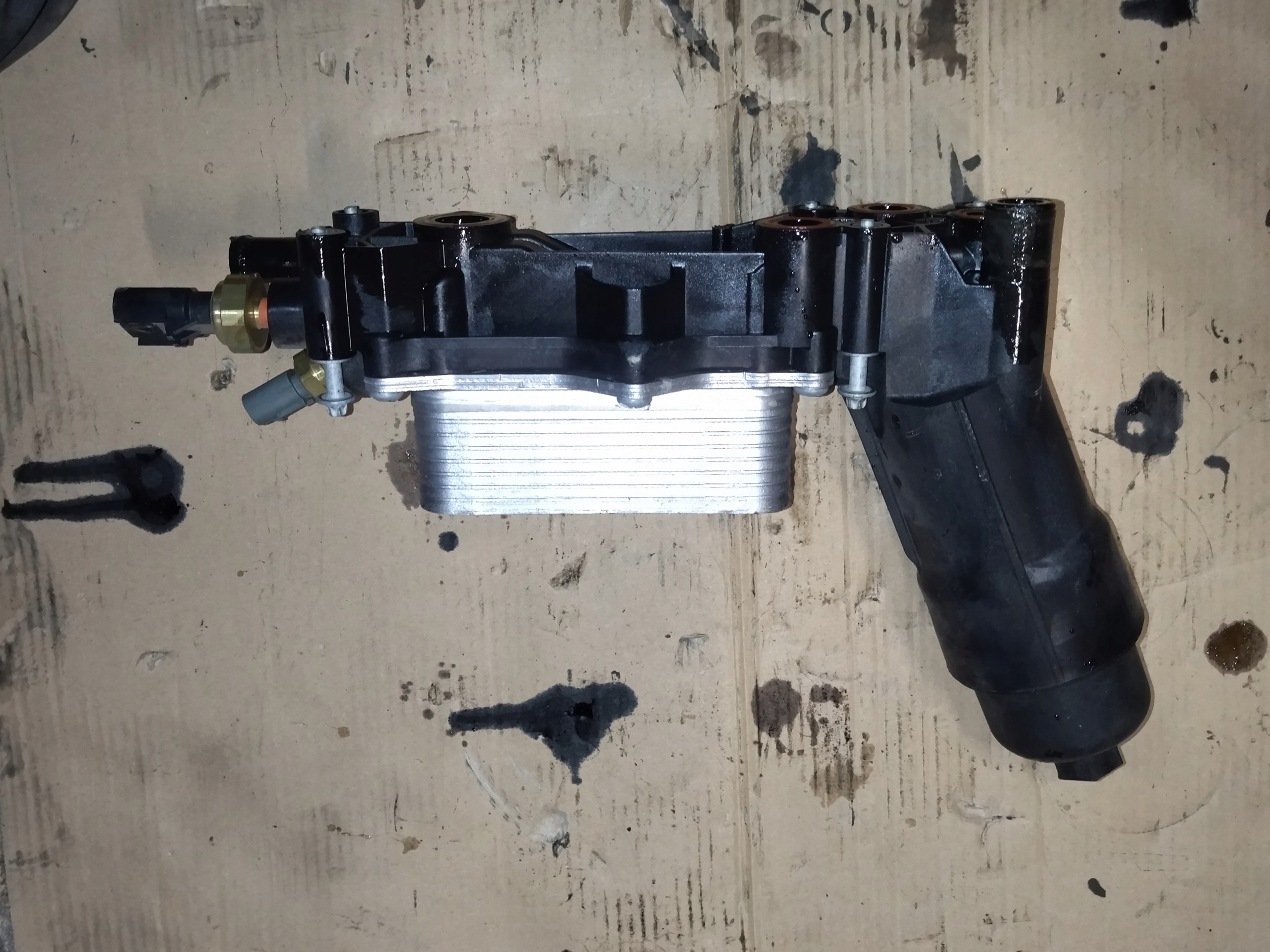 OBUDKOWA FILTRA OLEJU - JEEP 3.2 L V6 | 68105583AC • Cena, Opinie - Allegro