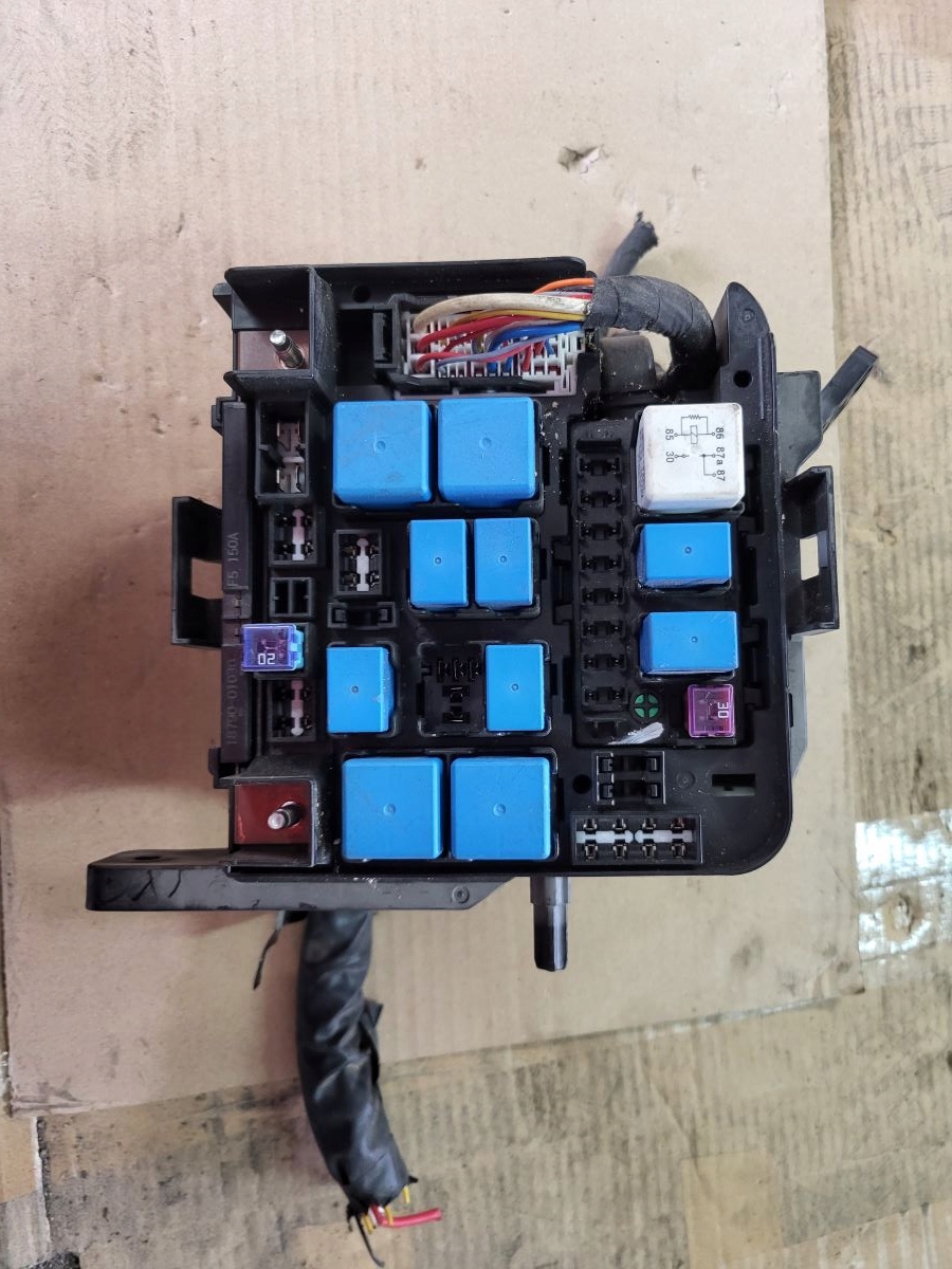 SKRZYNKA BEZPIECZNIKÓW HYUNDAI I30 18790-01030 za 230.00PLN z RYPIN ...