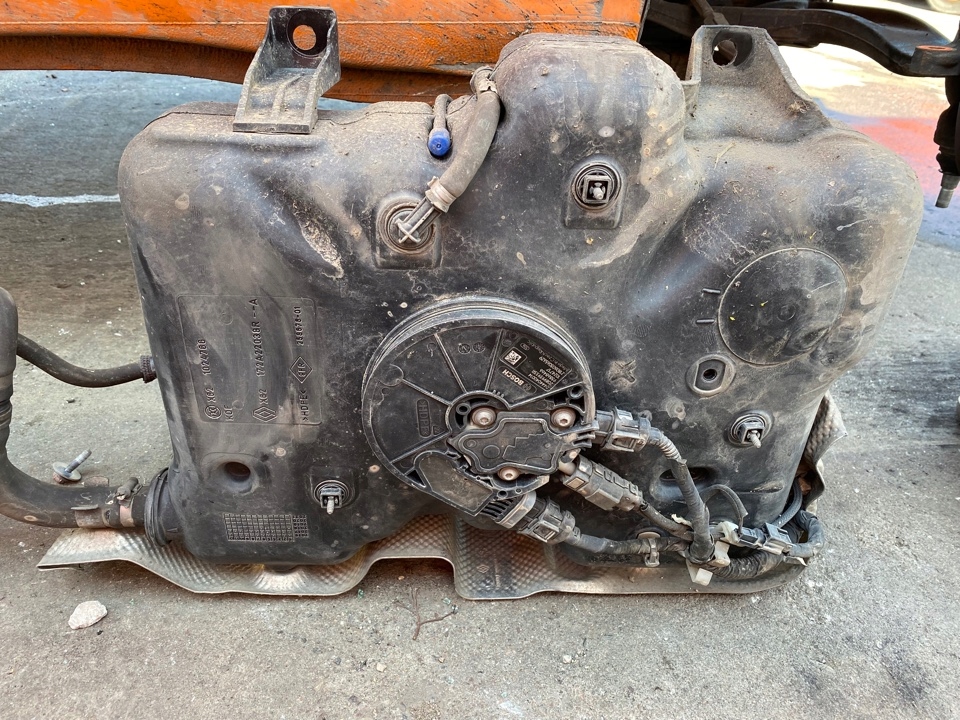 ZBIORNIK ADBLUE RENAULT MASTER III 3 172A22038R/208993933R • Opinie ...