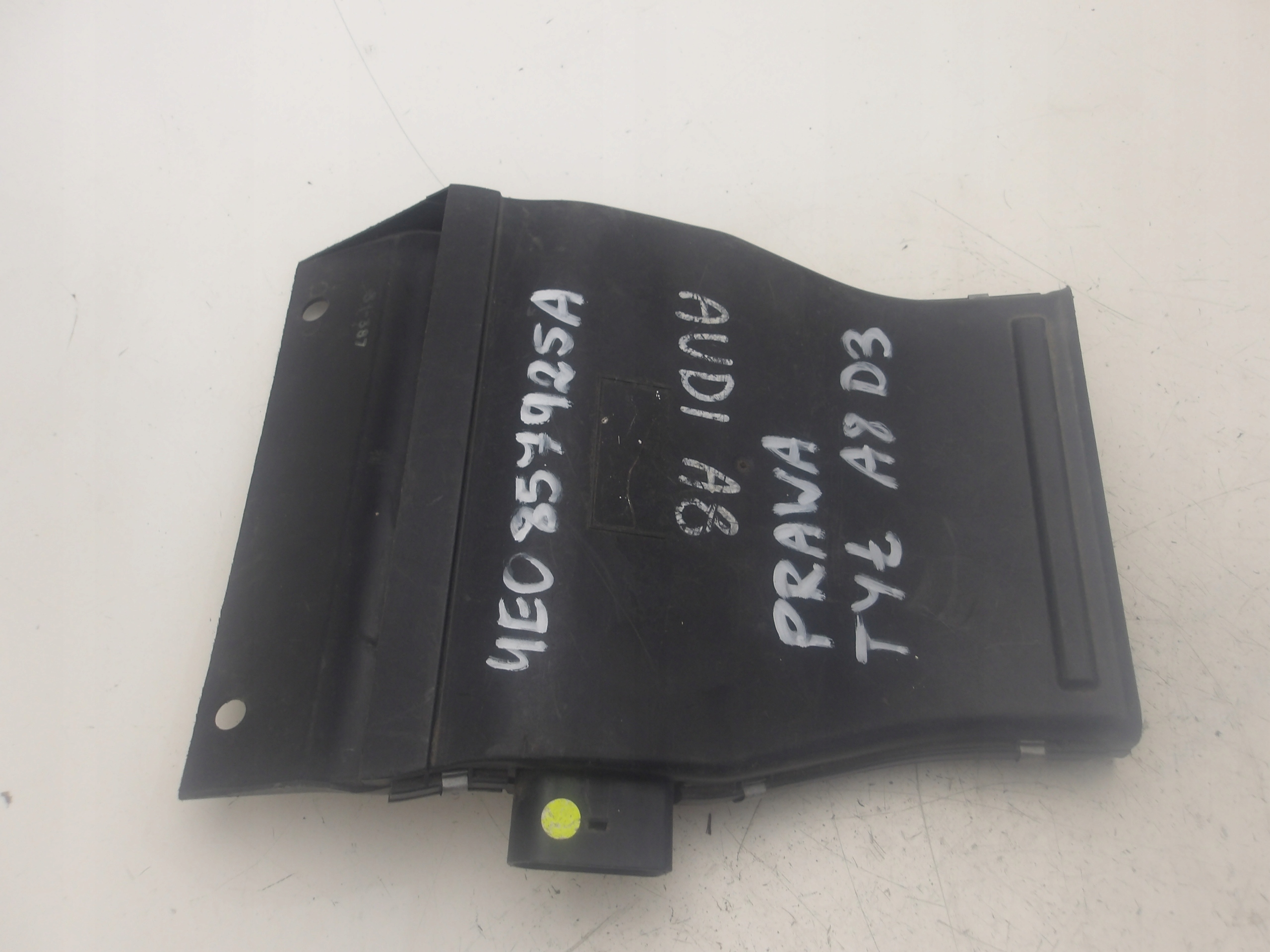 AUDI A8 D3 02-10 NAGRZEWNICA POWIETRZA PRAWA TYŁ 4EO857925A ORYGINAŁ za ...