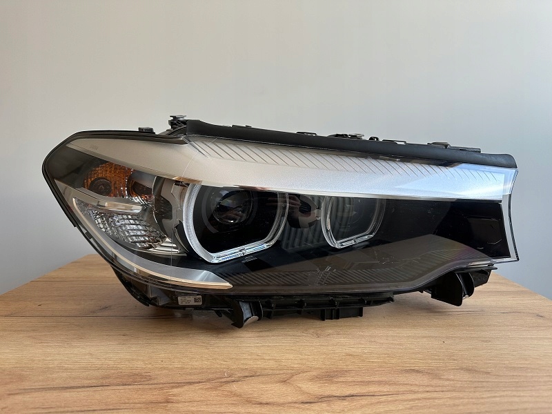 BMW G30 G31 F90 LAMPA REFLEKTOR LED PRAWA PRAWY za 2200.00PLN z Nowa ...
