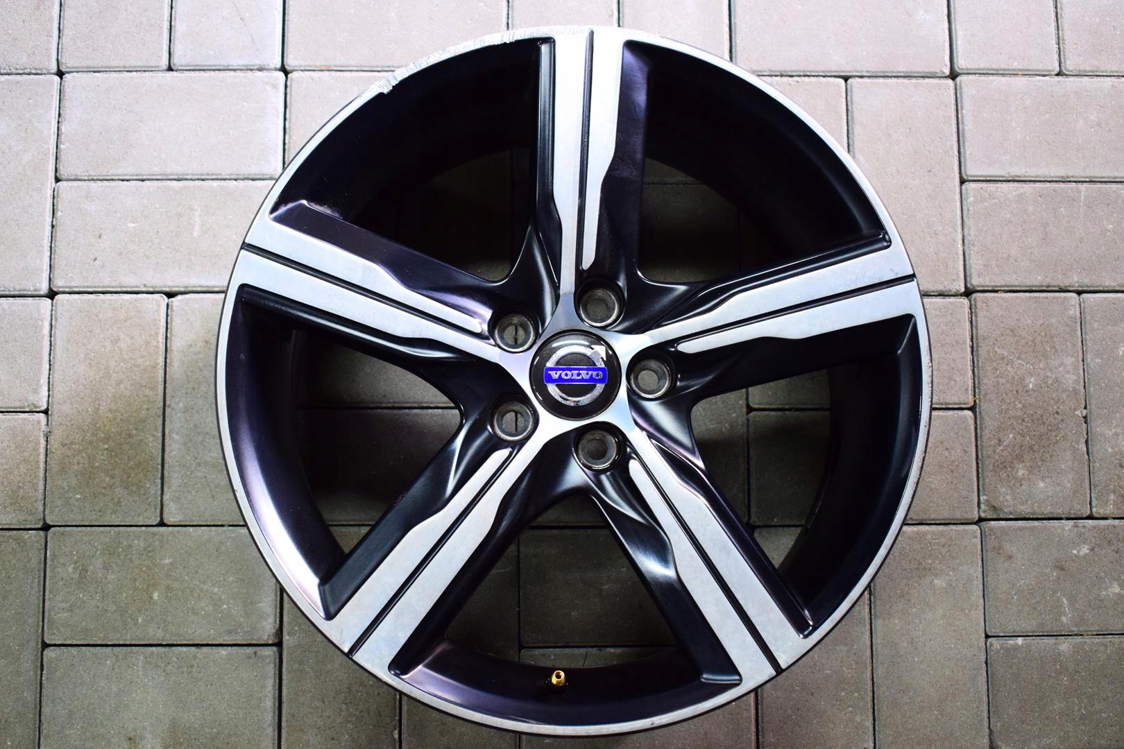 VOLVO 18'' ,,R-Design'' V40 S60 V70 XC60 Oryginał! 31445218 za 450 zł z Międzychód - Allegro.pl ...