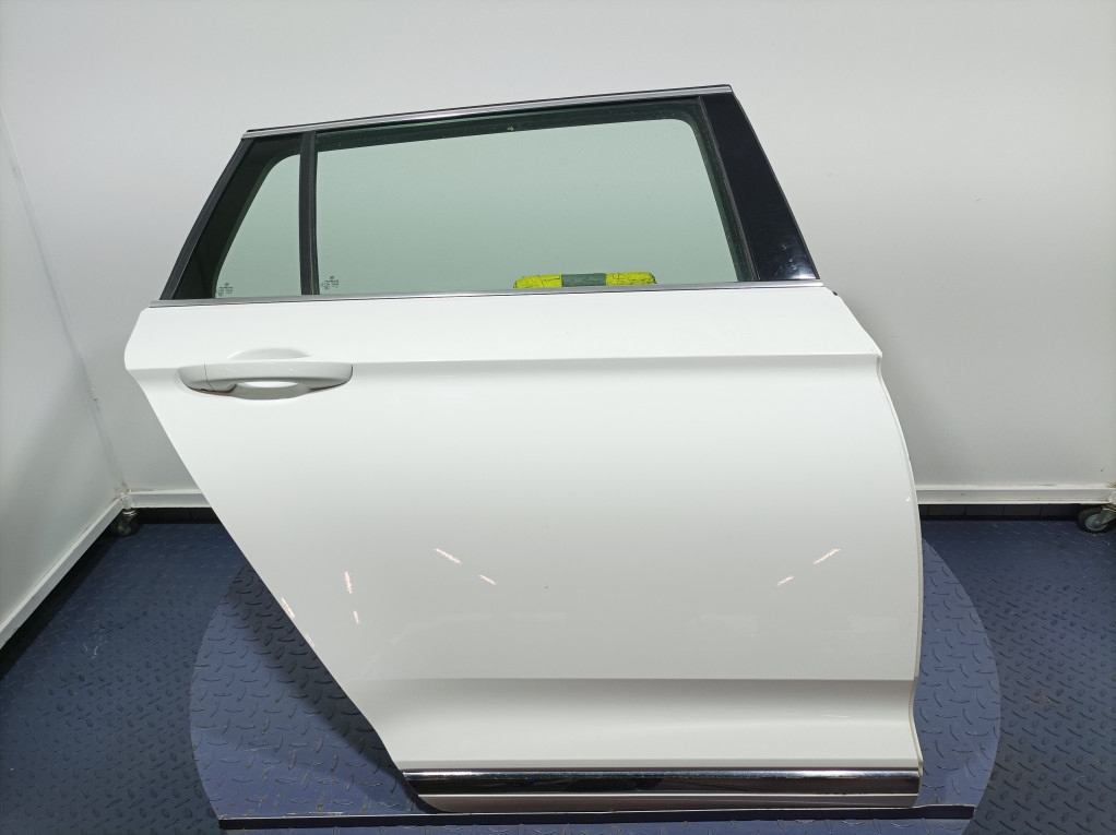 VW PASSAT B8 KOMBI DRZWI TYŁ TYLNE PRAWE LC9A za 2750.00PLN z Łochów ...