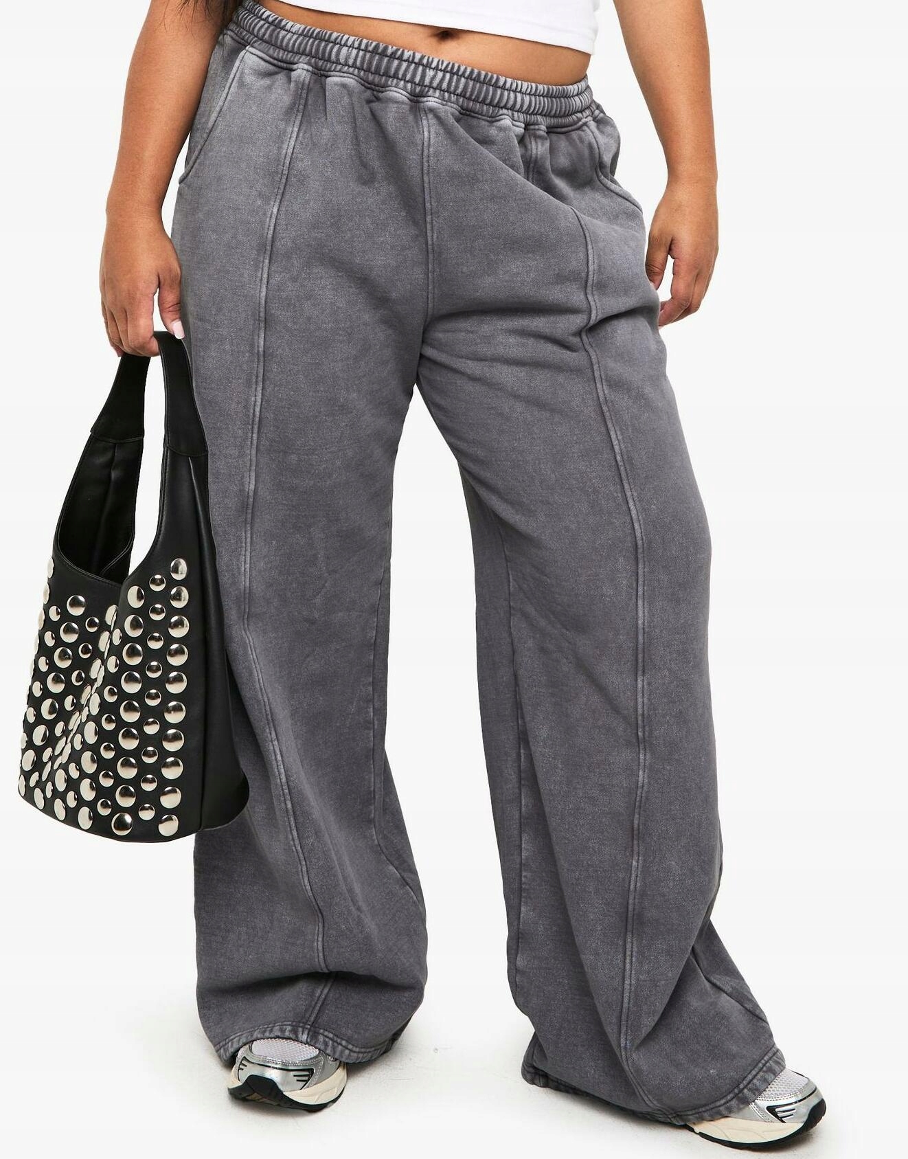 SZARE KLASYCZNE SPODNIE DRESOWE SZEROKA NOGAWKA OVERSIZE BOOHOO 48 • Cena, Opinie • Dresowe ...