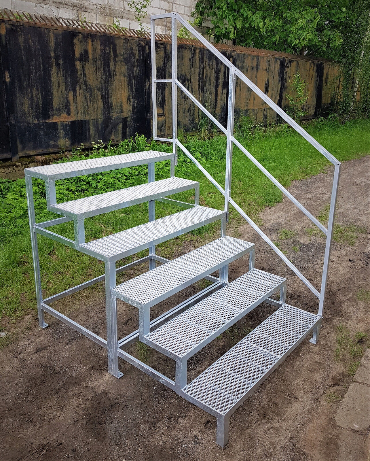 SCHODY METALOWE ZEWNĘTRZNE 6 STOPNIOWE 80x25 cm 14062871588 - Allegro.pl